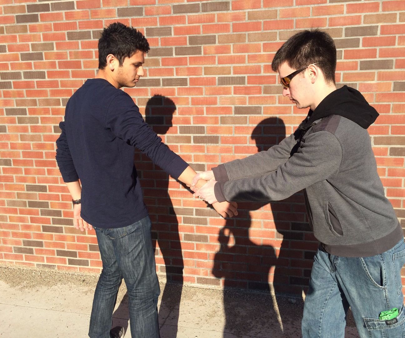 Escaping a Two Handed Arm Grab : 6 Steps - Instructables
