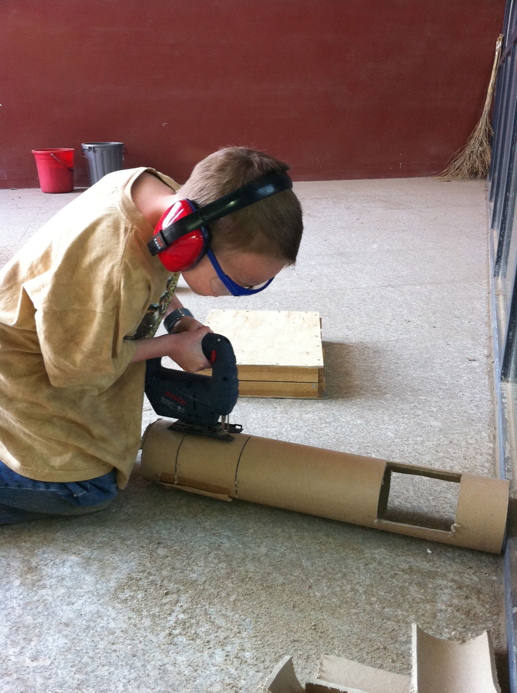 Carpet Tube Lincoln Log Style Log Fort or House : 6 Steps (with ...