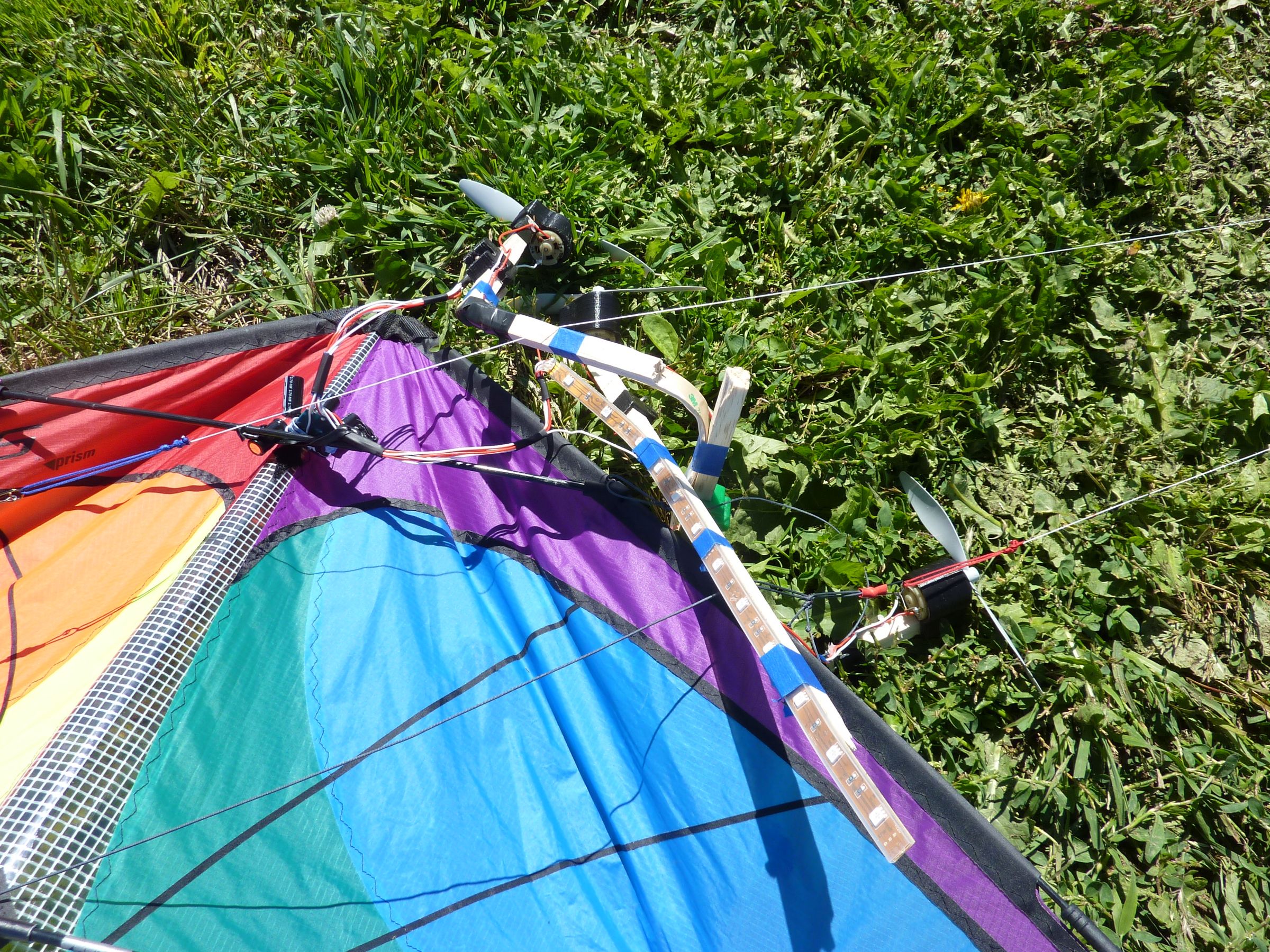 Kite With Wind-Powered LEDs : 6 Steps (with Pictures) - Instructables