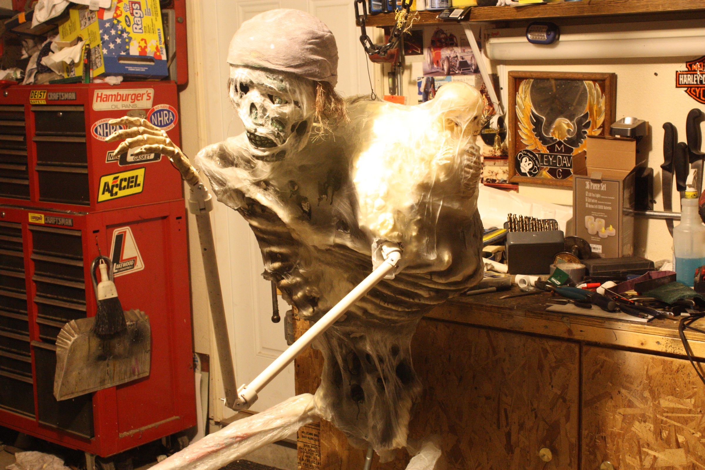 Movable PVC Joints for Halloween Props : 11 Steps (with Pictures ...