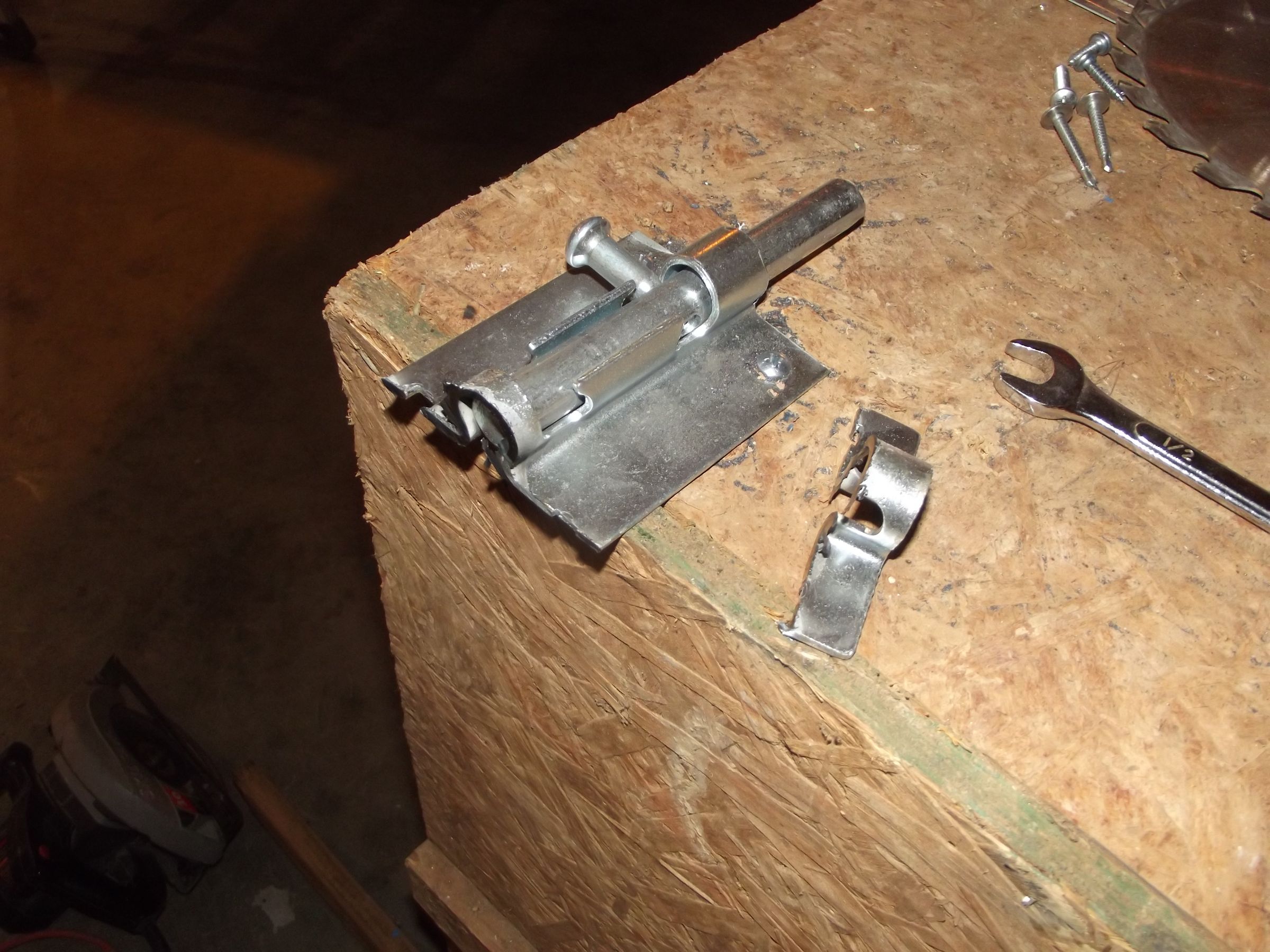 Keyless Door Lock for Schoolie Project : 7 Steps - Instructables