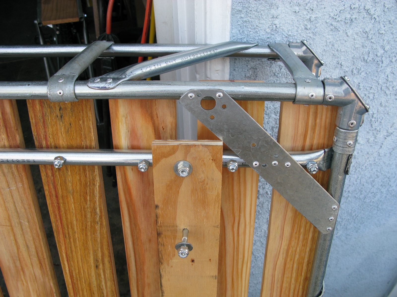 No Weld Truck Roof Rack : 6 Steps (with Pictures) - Instructables