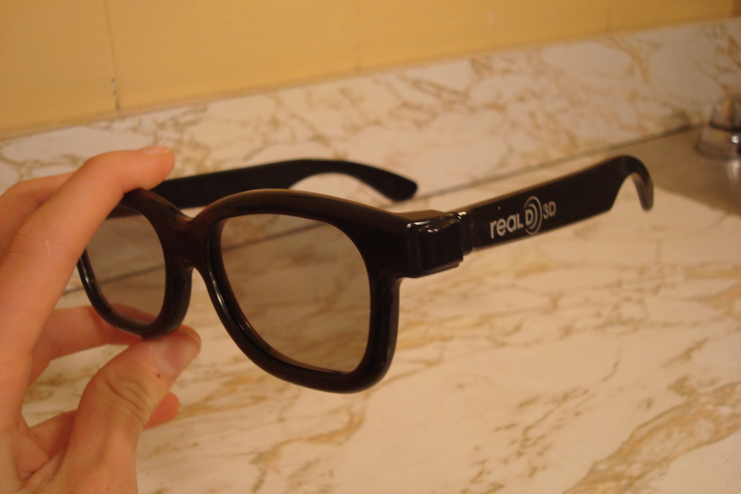 Diffuser (Polarizer) Glasses : 5 Steps (with Pictures) - Instructables