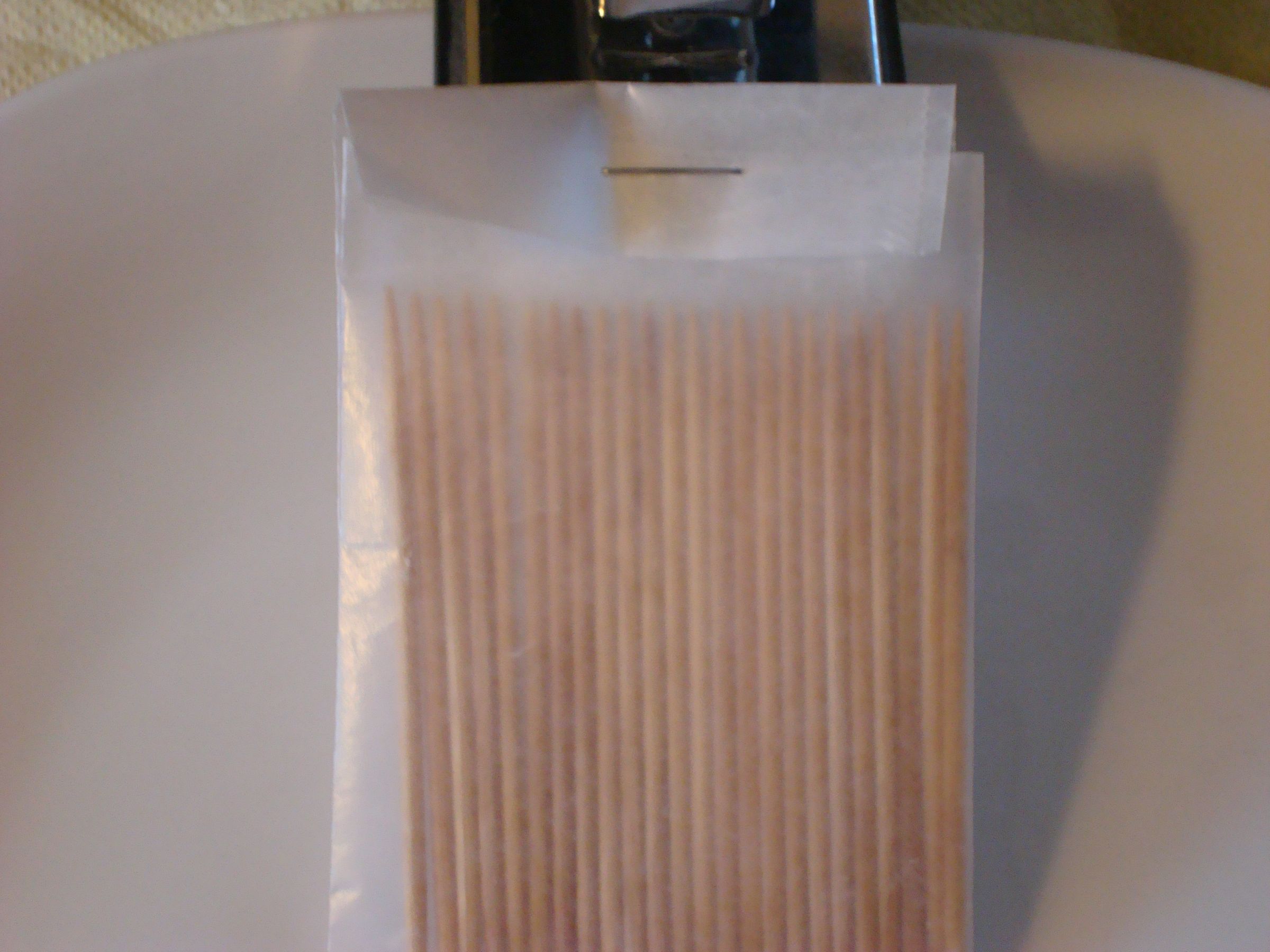 How to Make Hot Cinnamon Tooth Picks by Infusing : 6 Steps (with ...