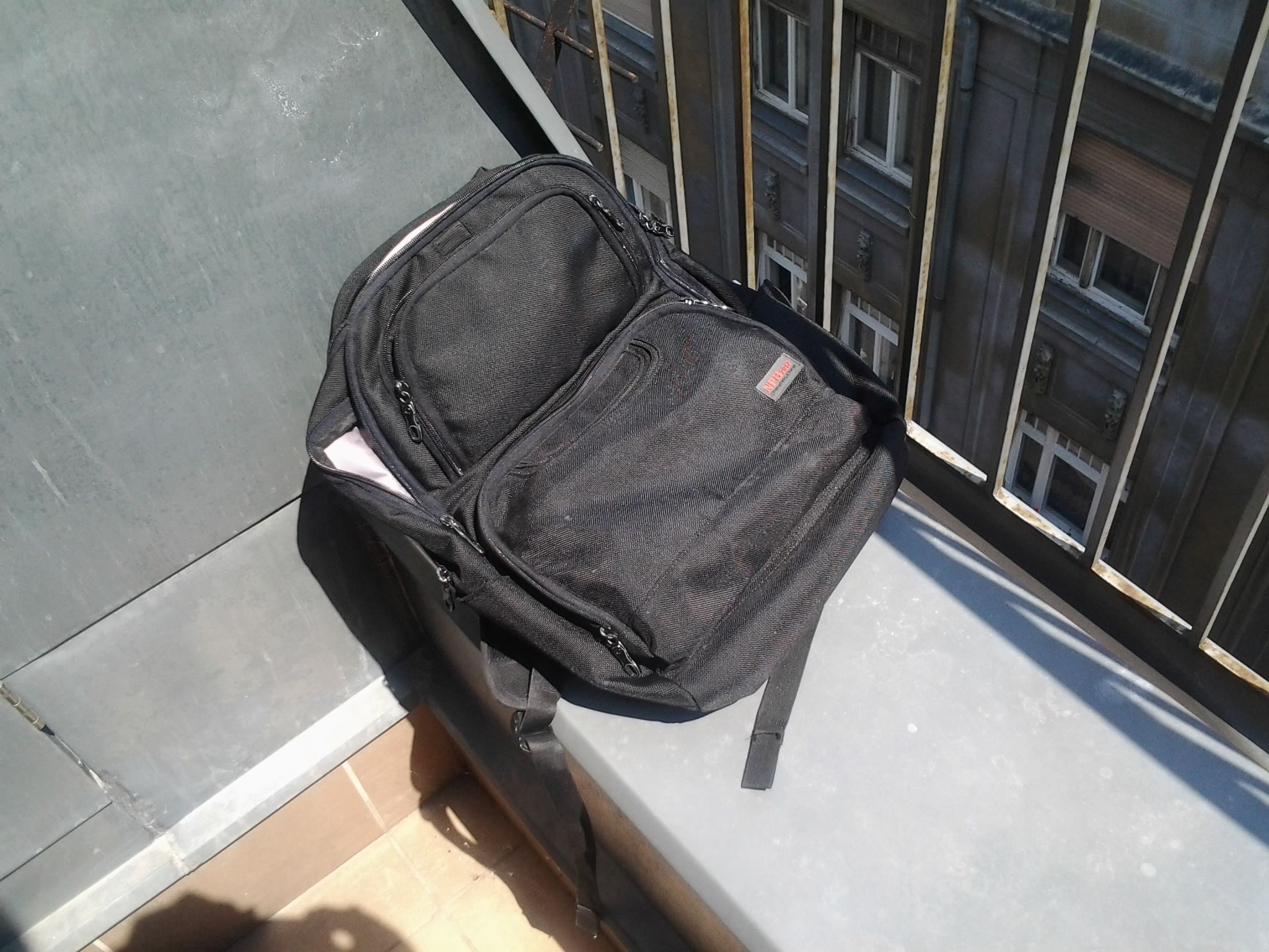 Fix Your Ripped Backpack - and Other Stuff Made of Fabric : 5 Steps ...