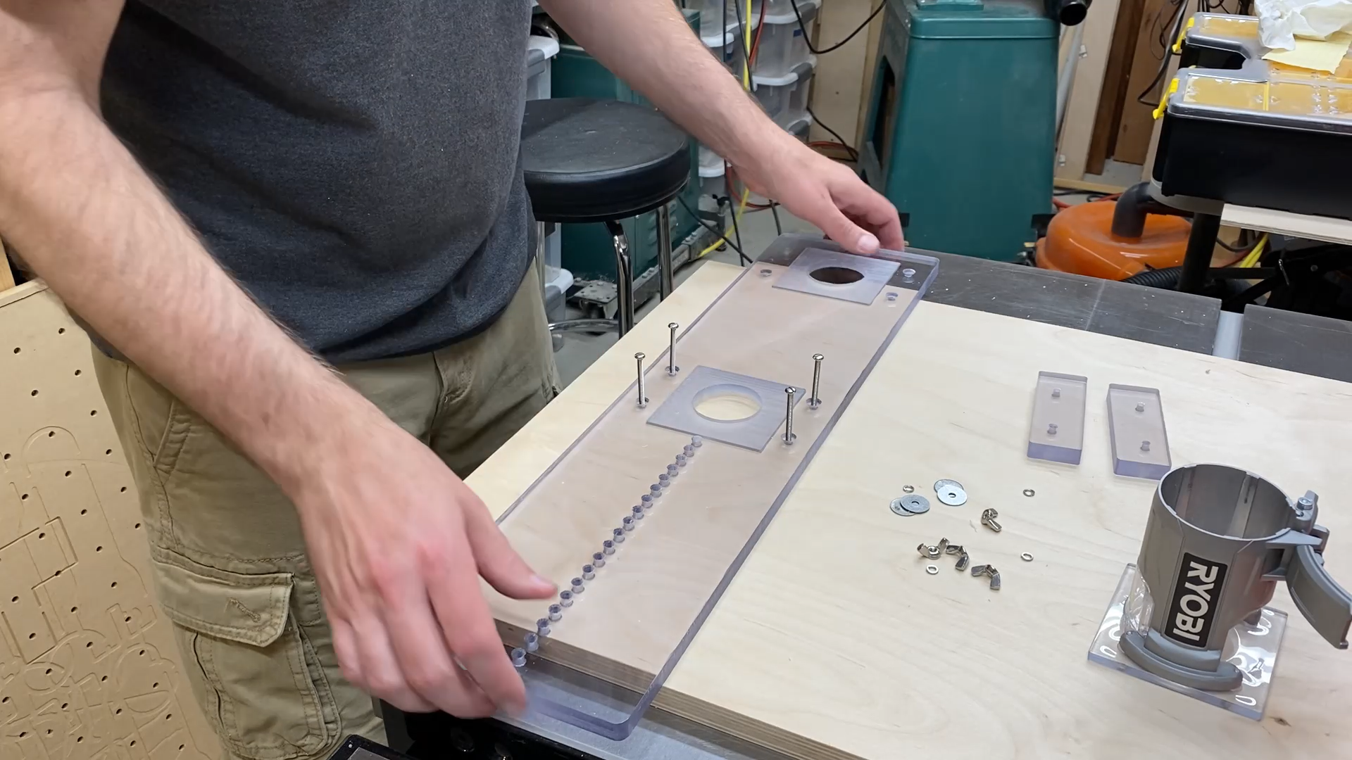 Clear Router Sled and Radius Jig : 6 Steps (with Pictures) - Instructables