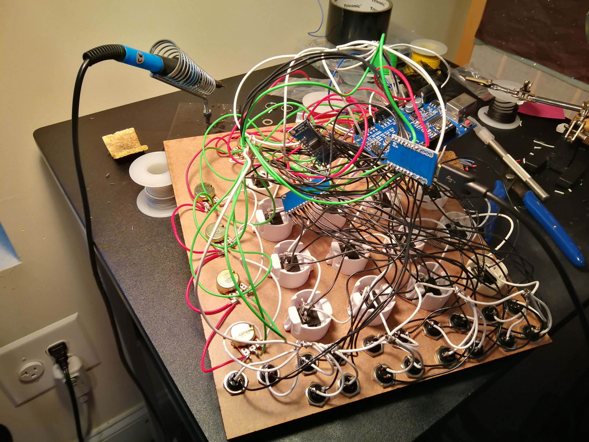 DIY Ableton Launcher MidiFighter : 6 Steps - Instructables