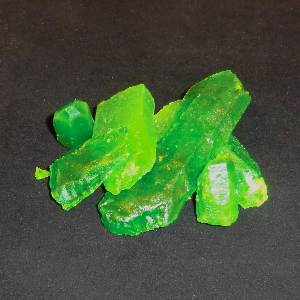 Kryptonite Candy : 4 Steps (with Pictures) - Instructables