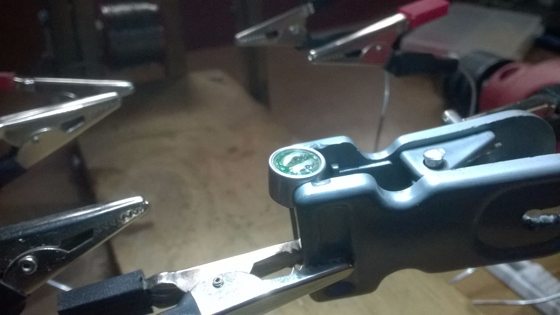 EXTRA HANDS FOR SOLDERING - OCTOPUS : 15 Steps (with Pictures ...