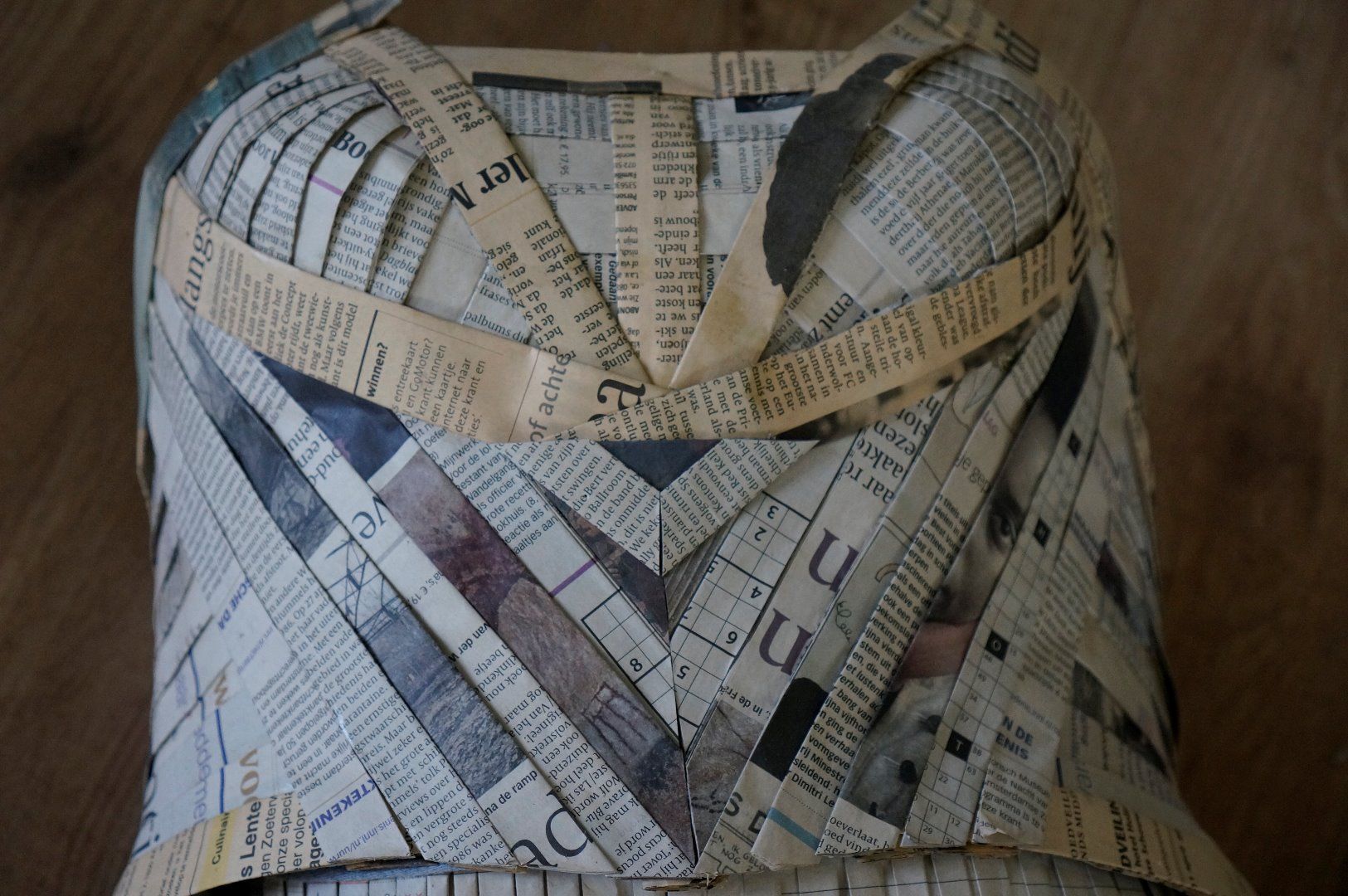 Newspaper Dress : 5 Steps (with Pictures) - Instructables