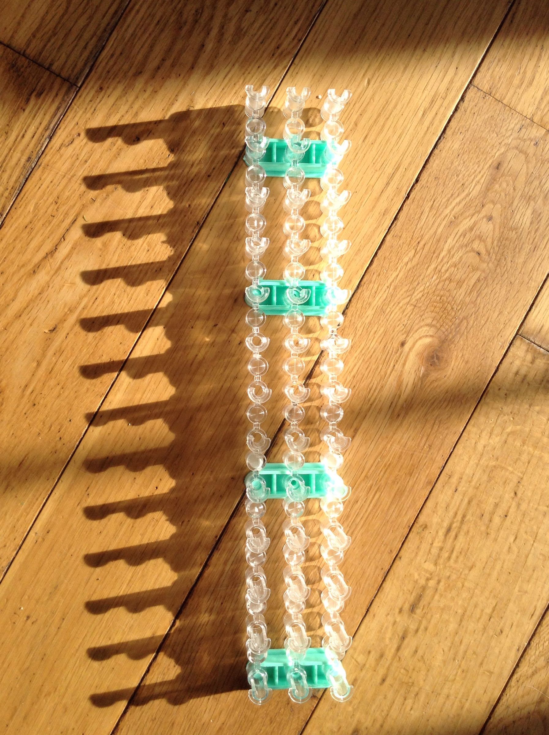 New Inverted Fishtail Loom : 4 Steps - Instructables