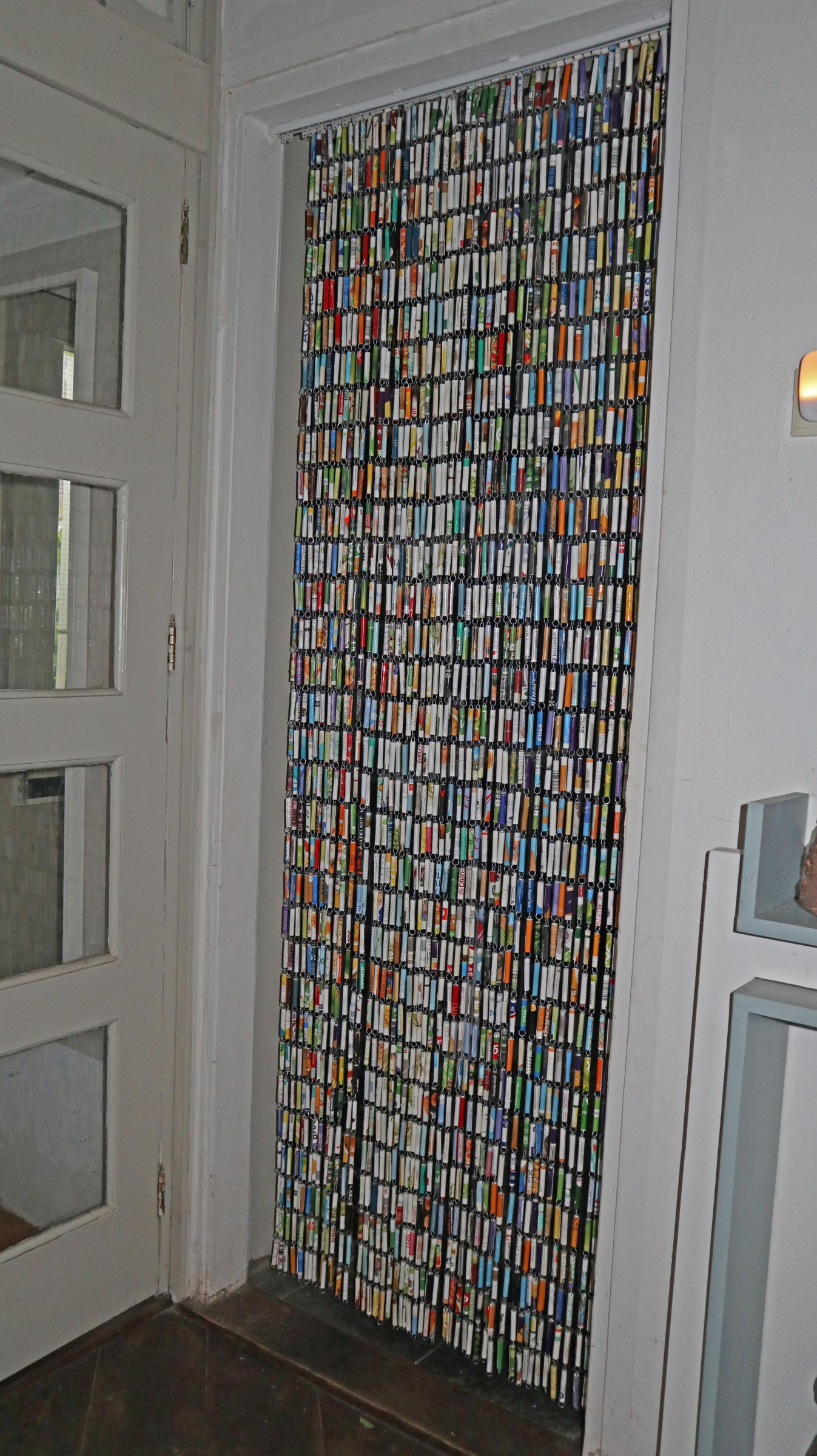 String Door Curtain Made of Repurposed Groceries Carton : 7 Steps (with ...