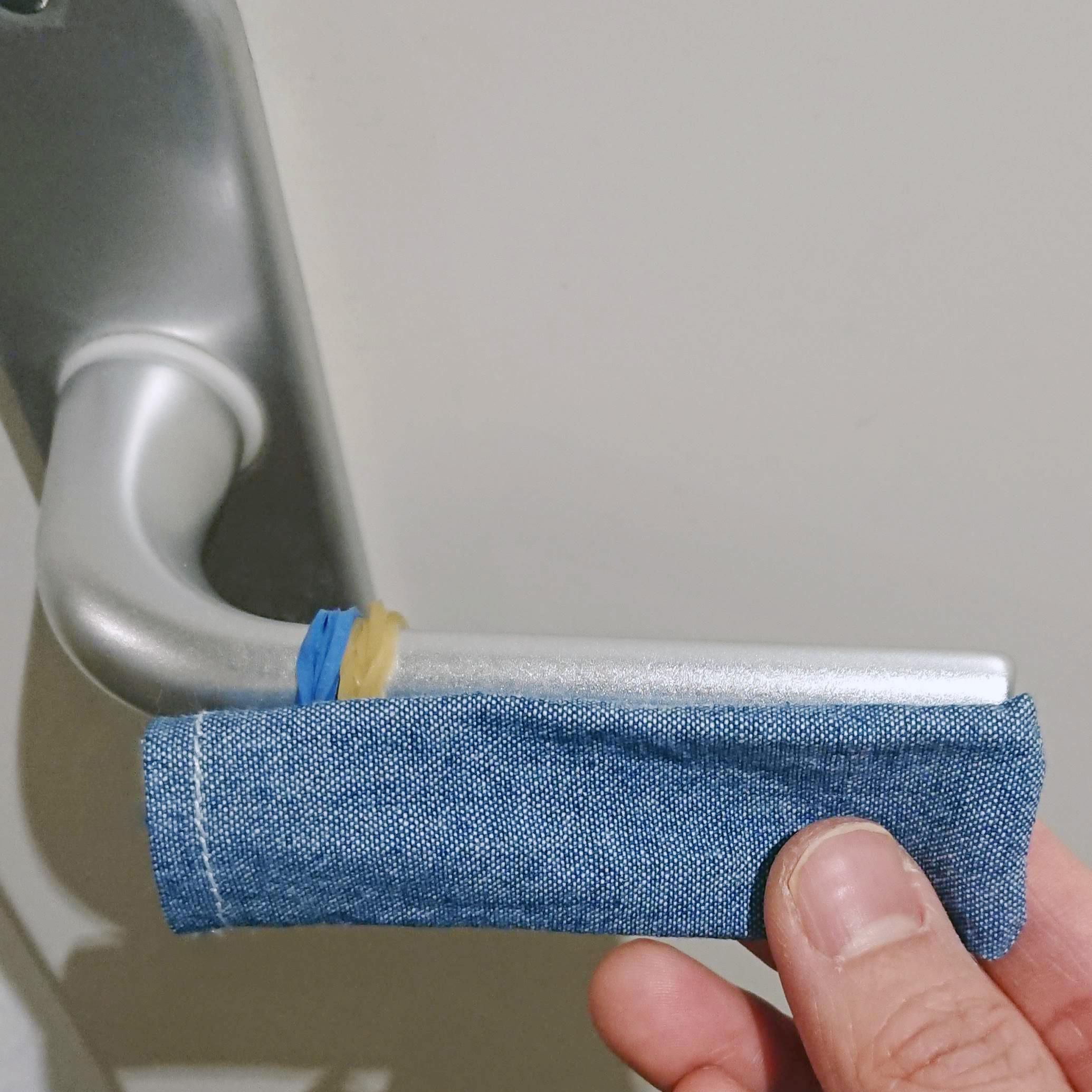 Easy Fabric Door Handle Cover : 6 Steps (with Pictures) - Instructables