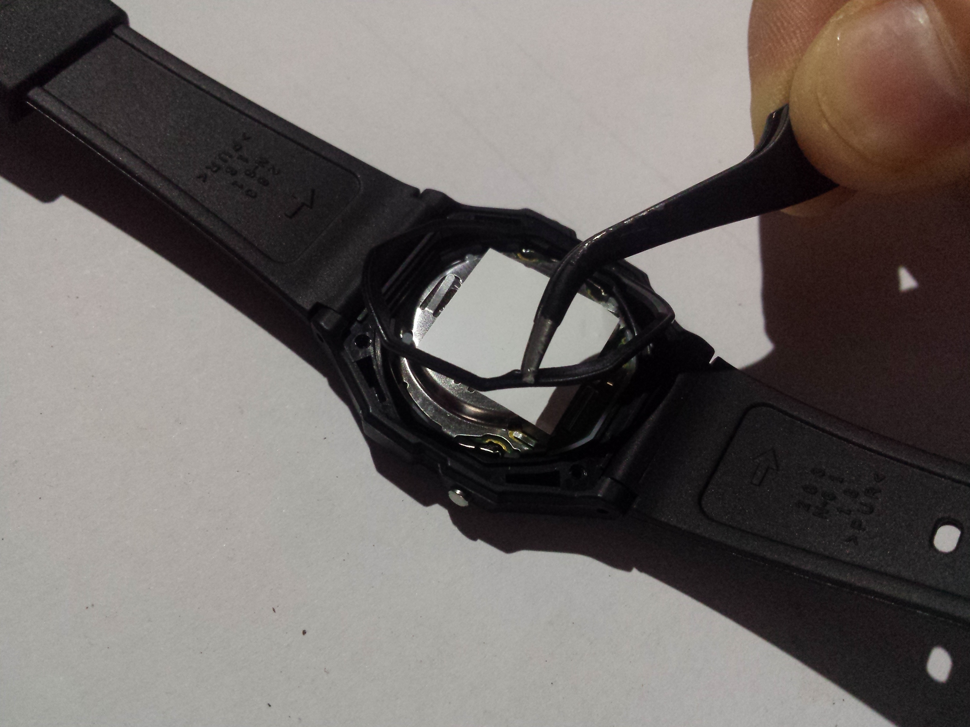 Casio F91W Backlight Mod : 3 Steps - Instructables