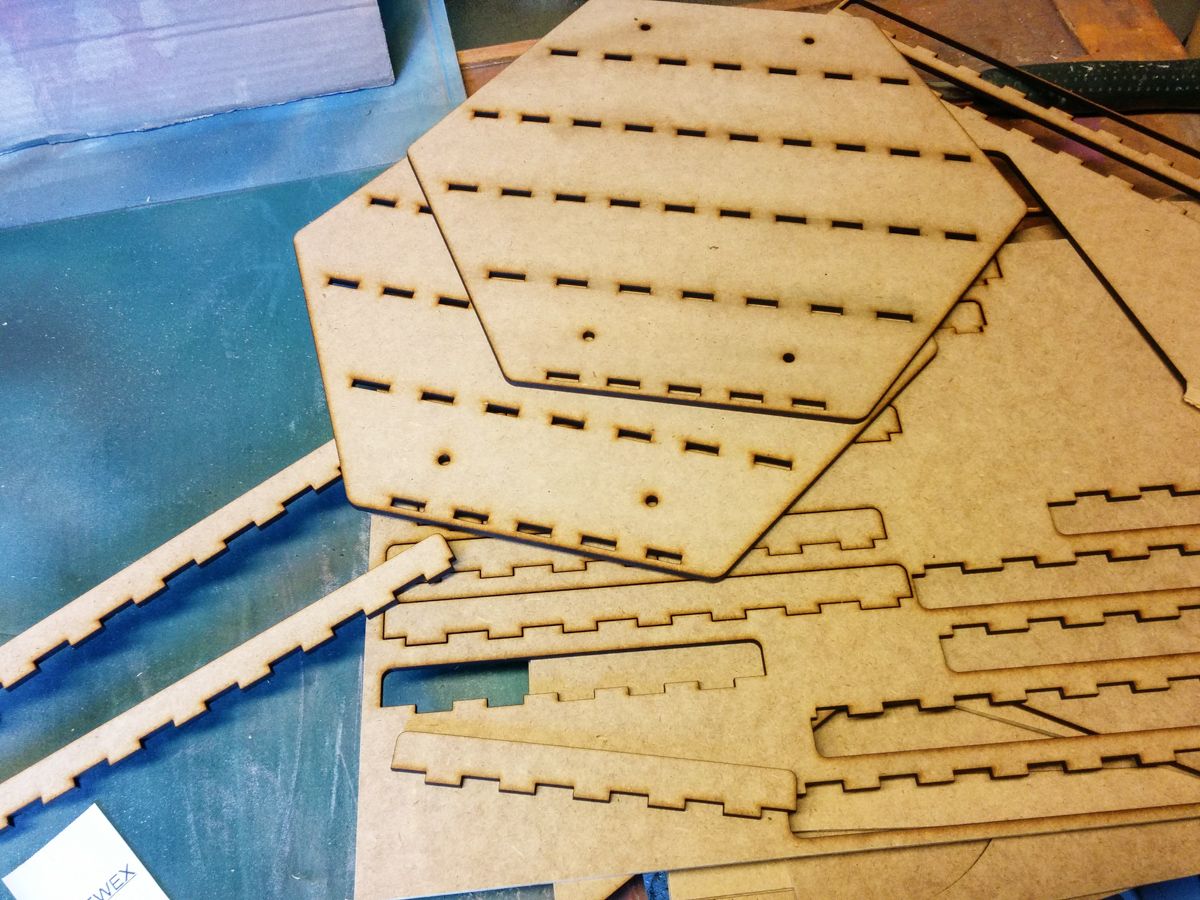 Hexagon LEGO Display : 5 Steps (with Pictures) - Instructables