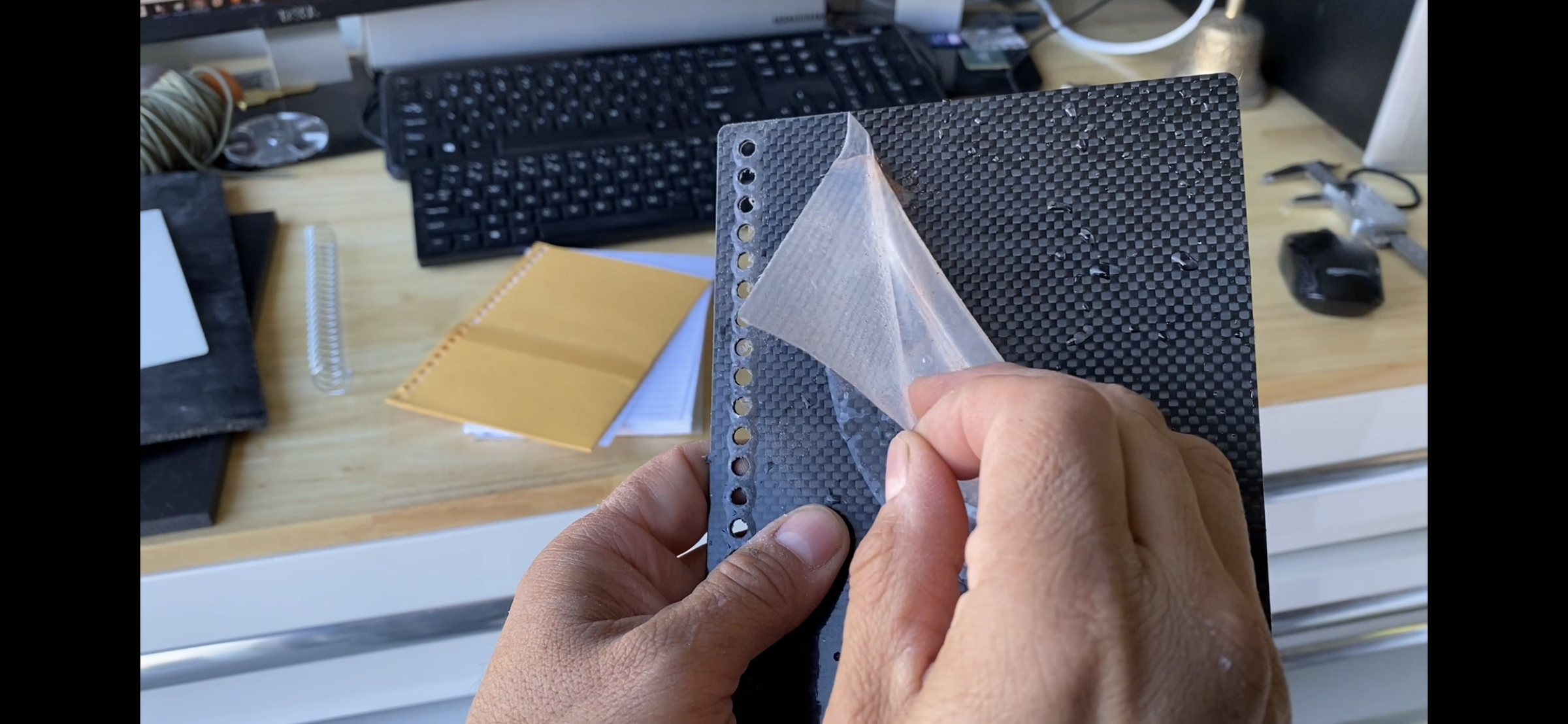 Carbon Fiber Notebook Cover : 7 Steps (with Pictures) - Instructables