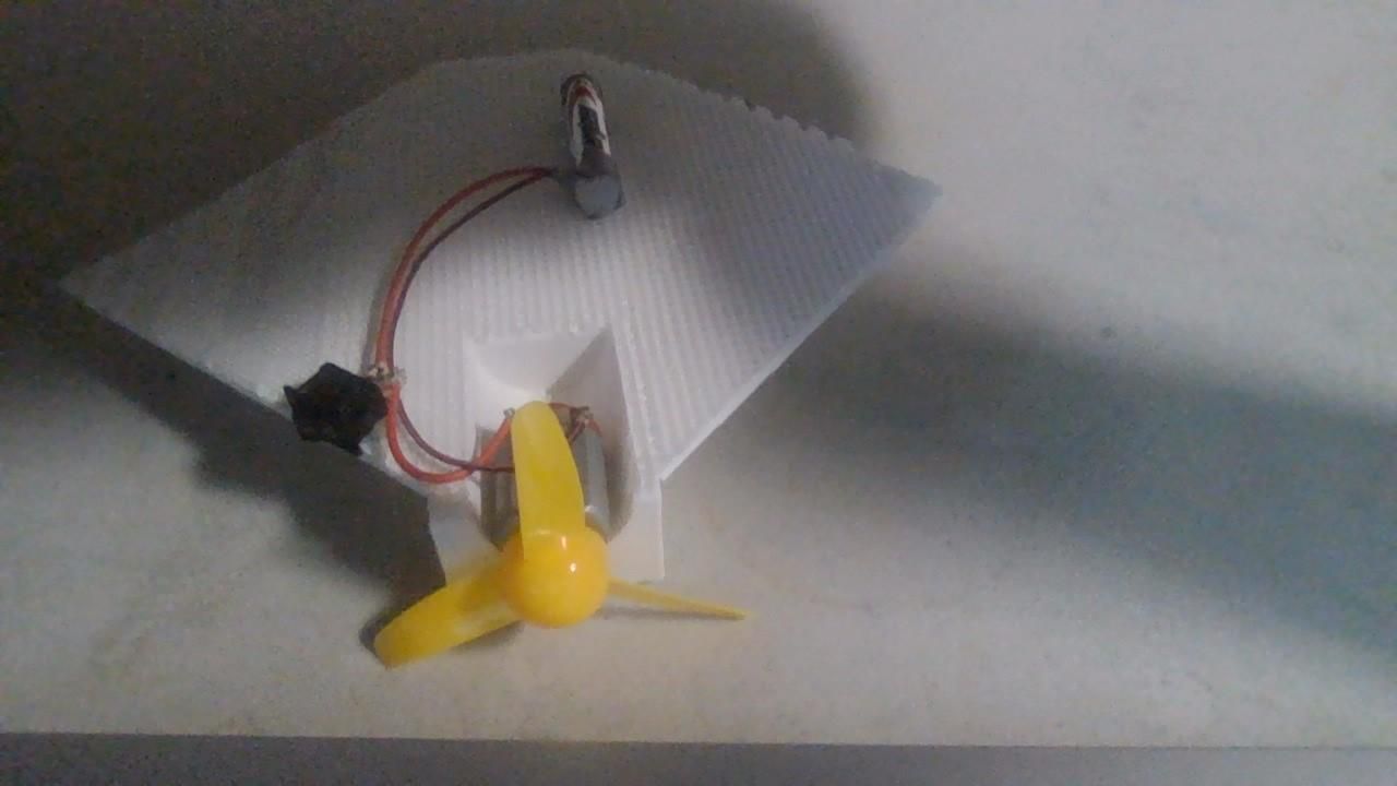 An RC Kite for Make It Fly : 5 Steps - Instructables