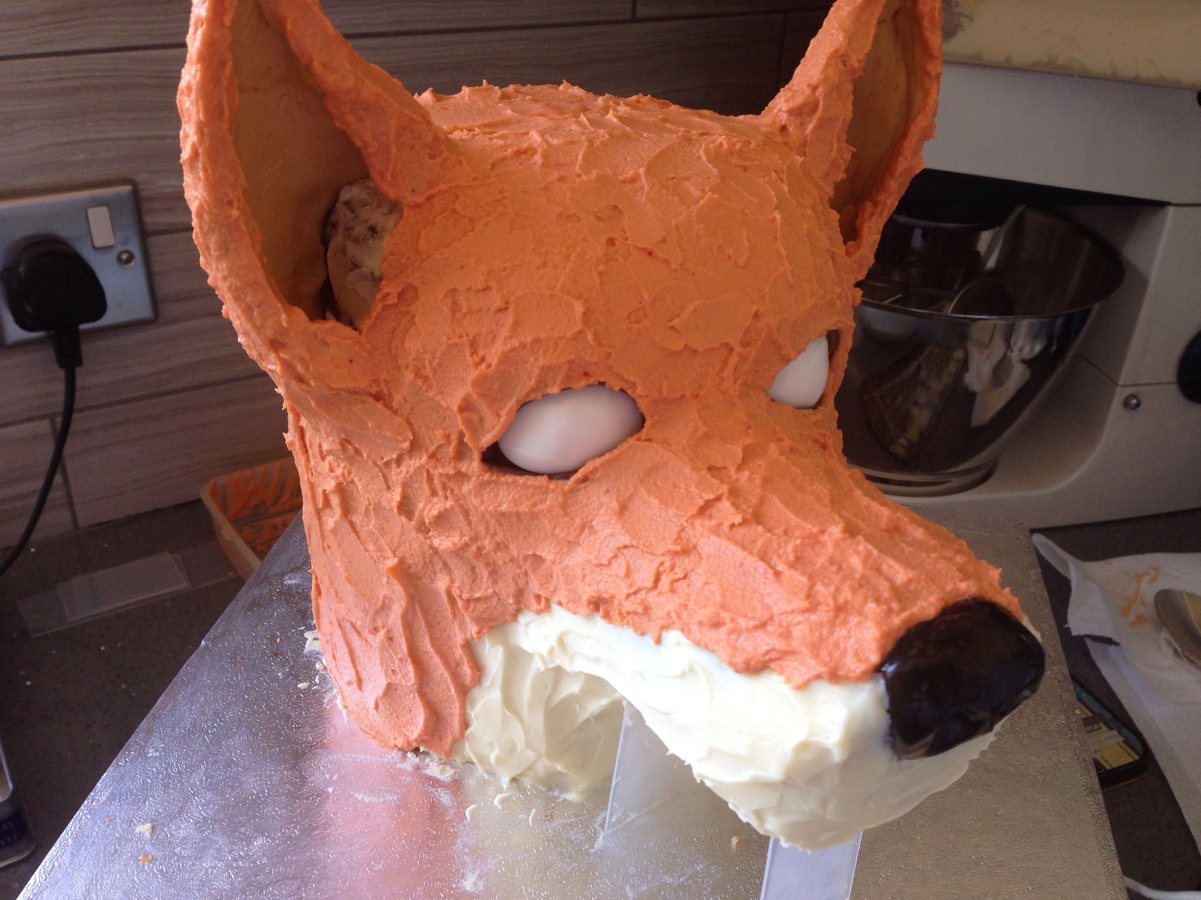 'The Gingerbread Man' Cake : 14 Steps (with Pictures) - Instructables