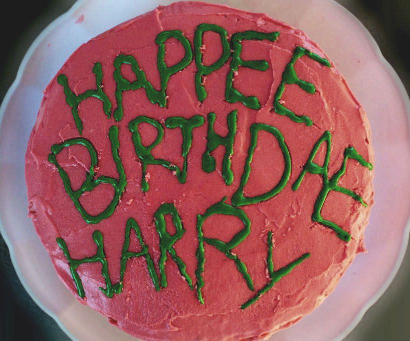 Harry Potter's Birthday Cake AS SEEN IN THE MOVIE : 14 Steps (with ...