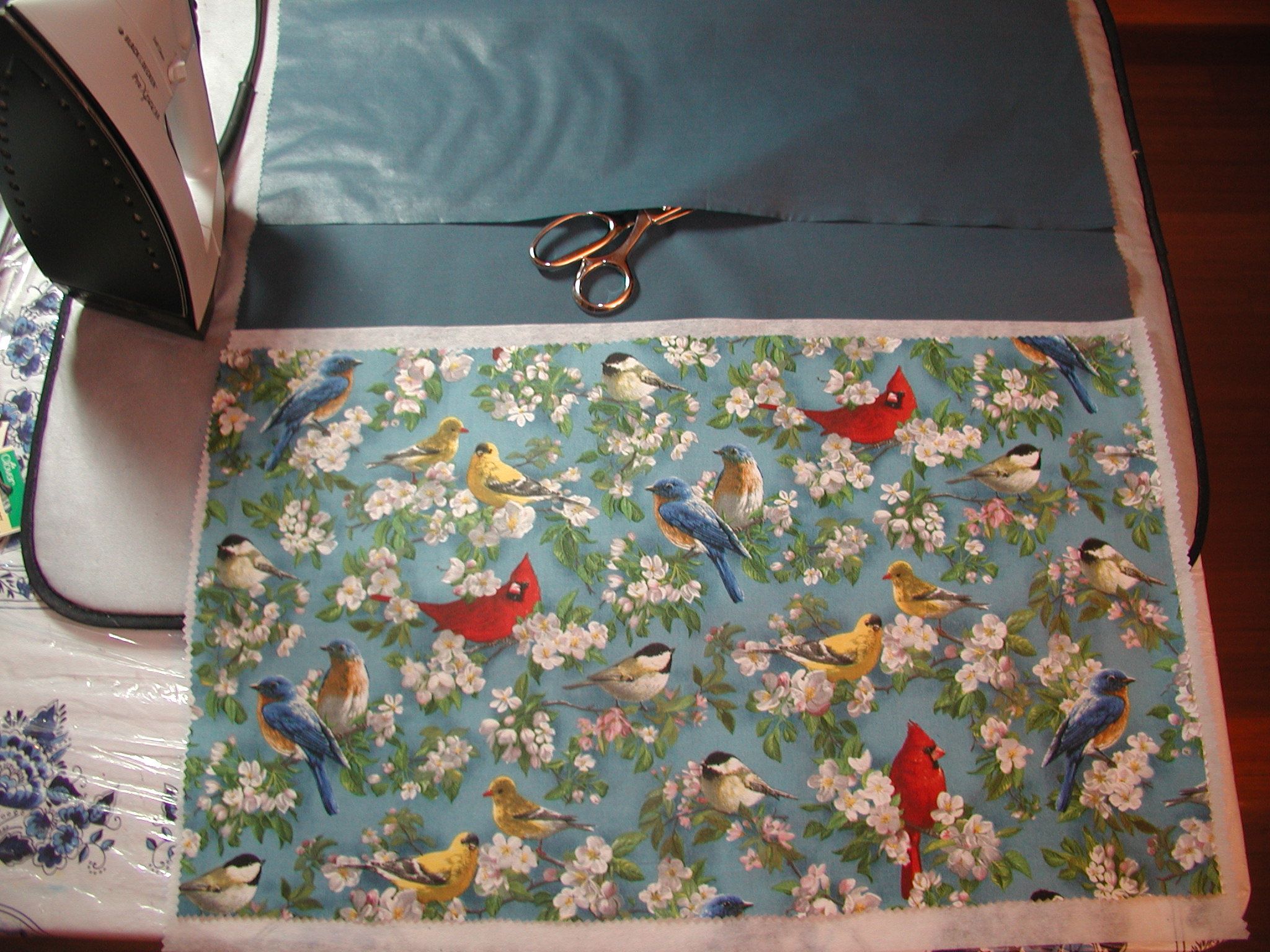 Craft Storage Case : 8 Steps - Instructables