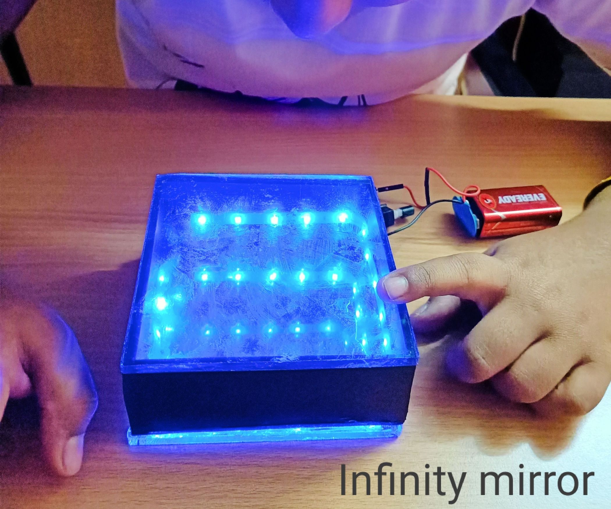 Infinity Mirror Illusion Magic : 3 Steps - Instructables