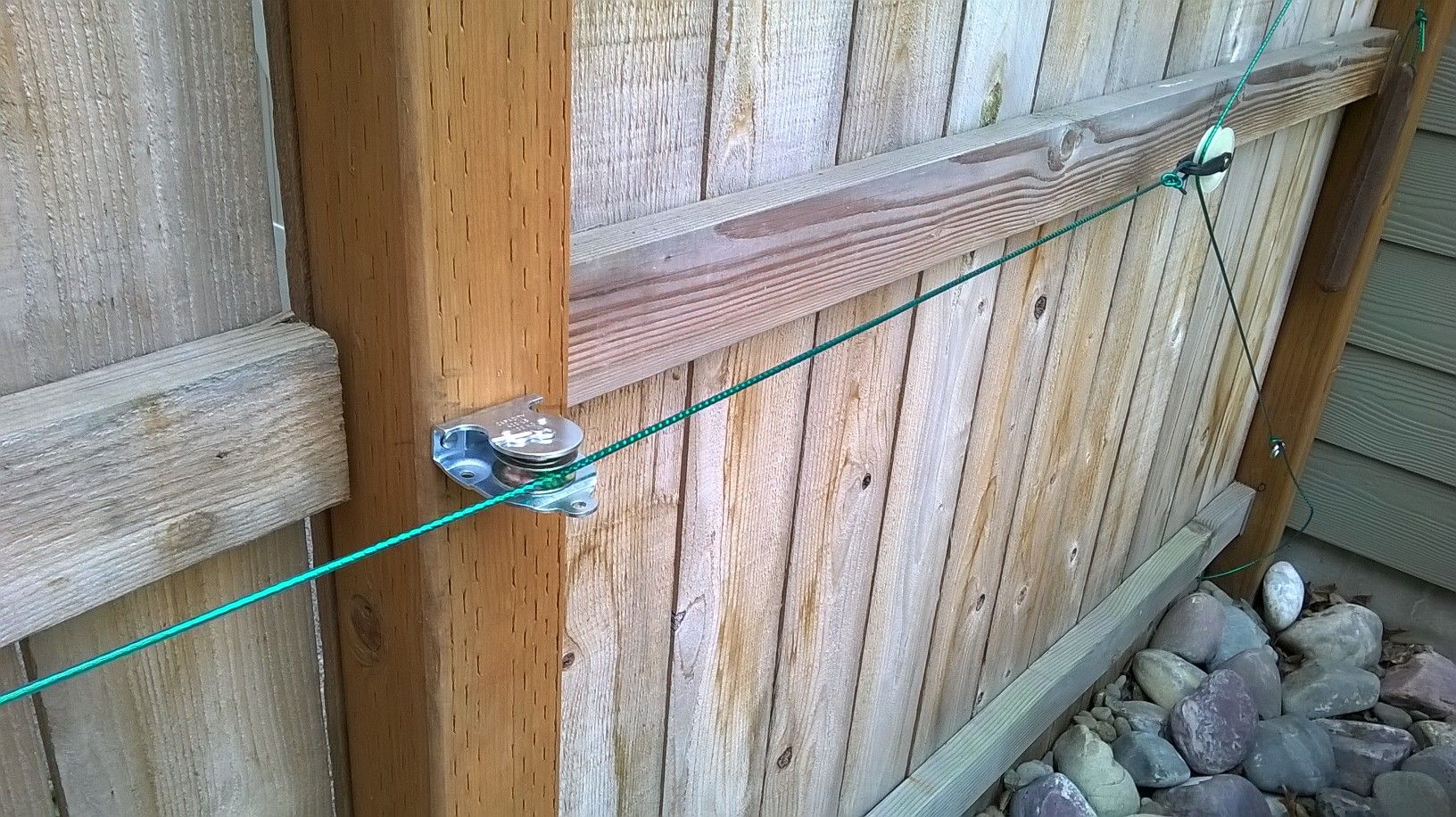 Weight Driven Gate Closer : 6 Steps - Instructables