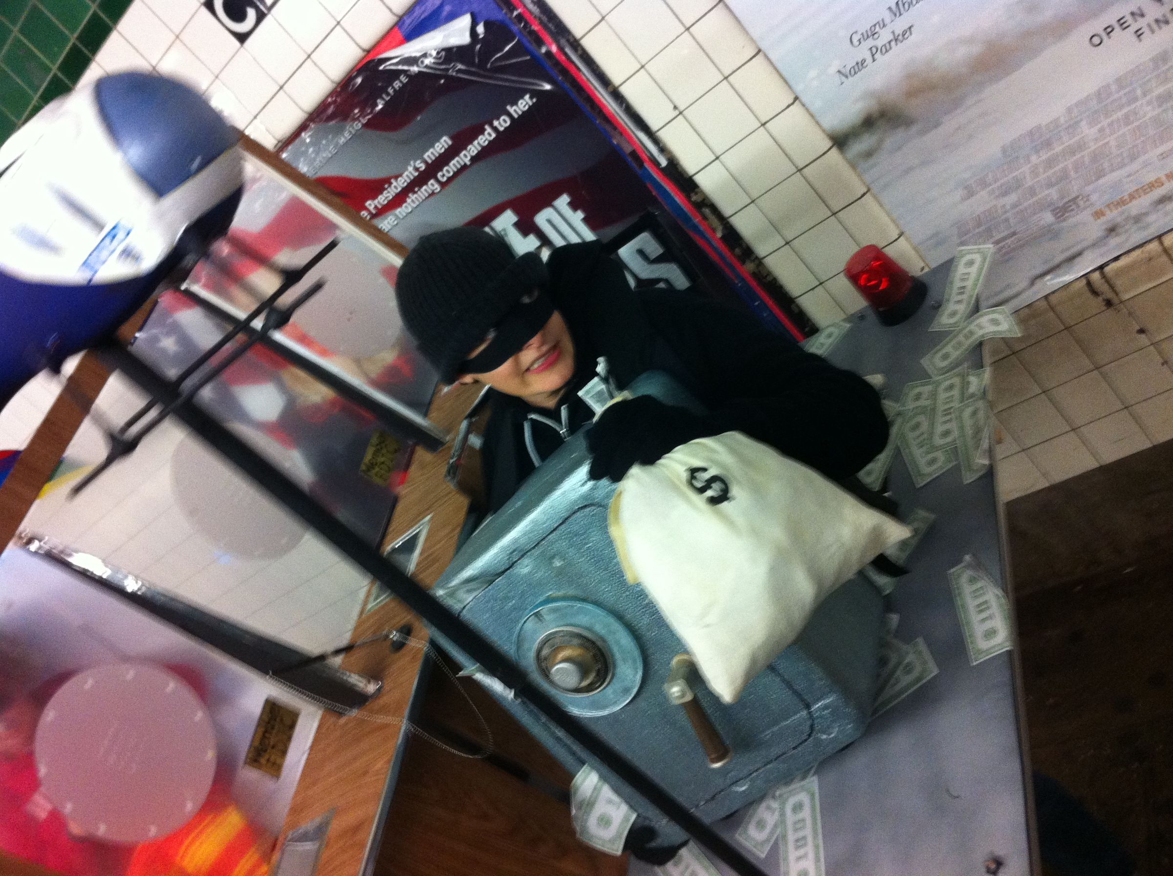 Failed Bank Heist Halloween Costume : 4 Steps - Instructables