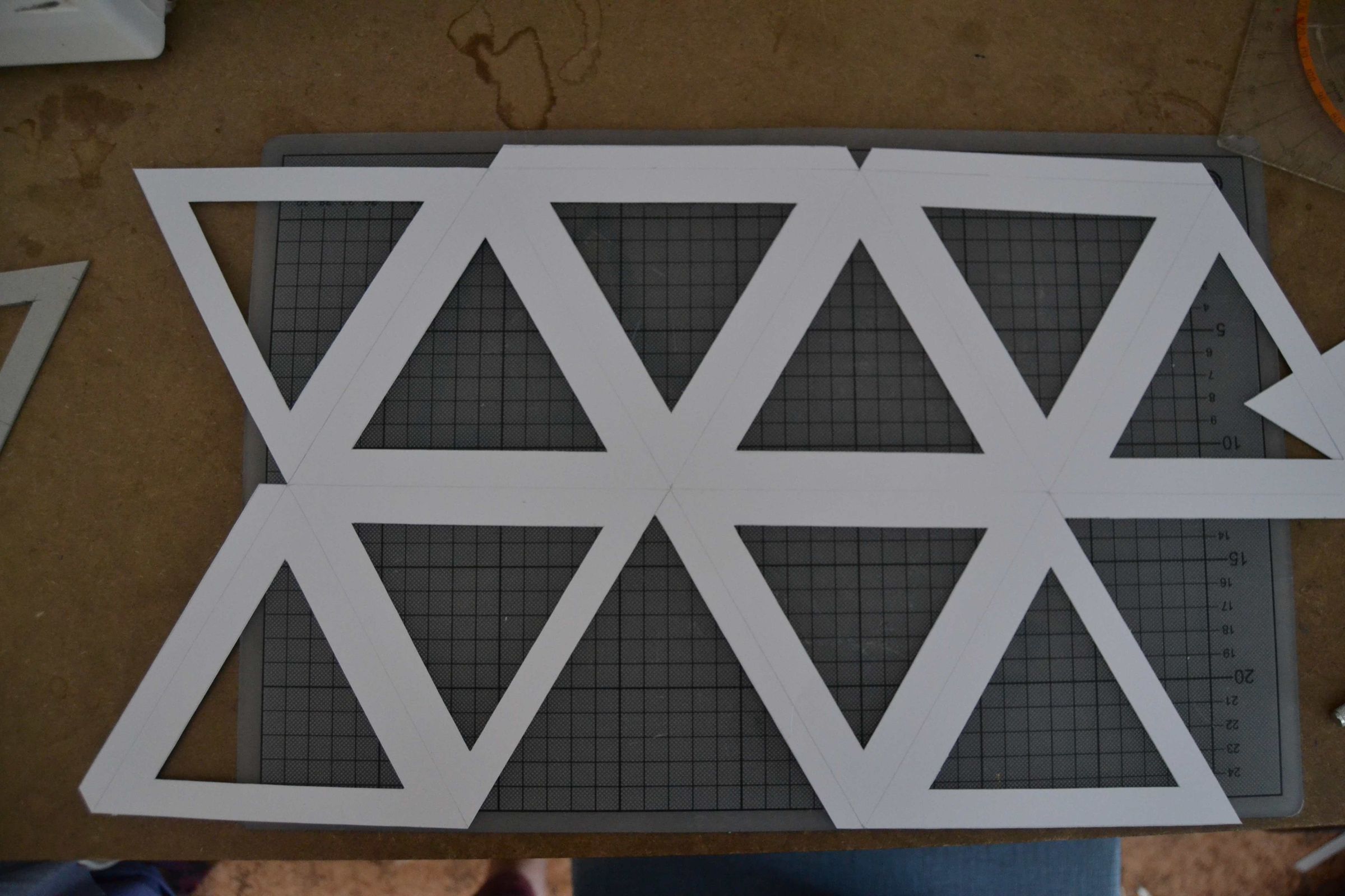 CMY Paper Platonic Solids : 7 Steps (with Pictures) - Instructables