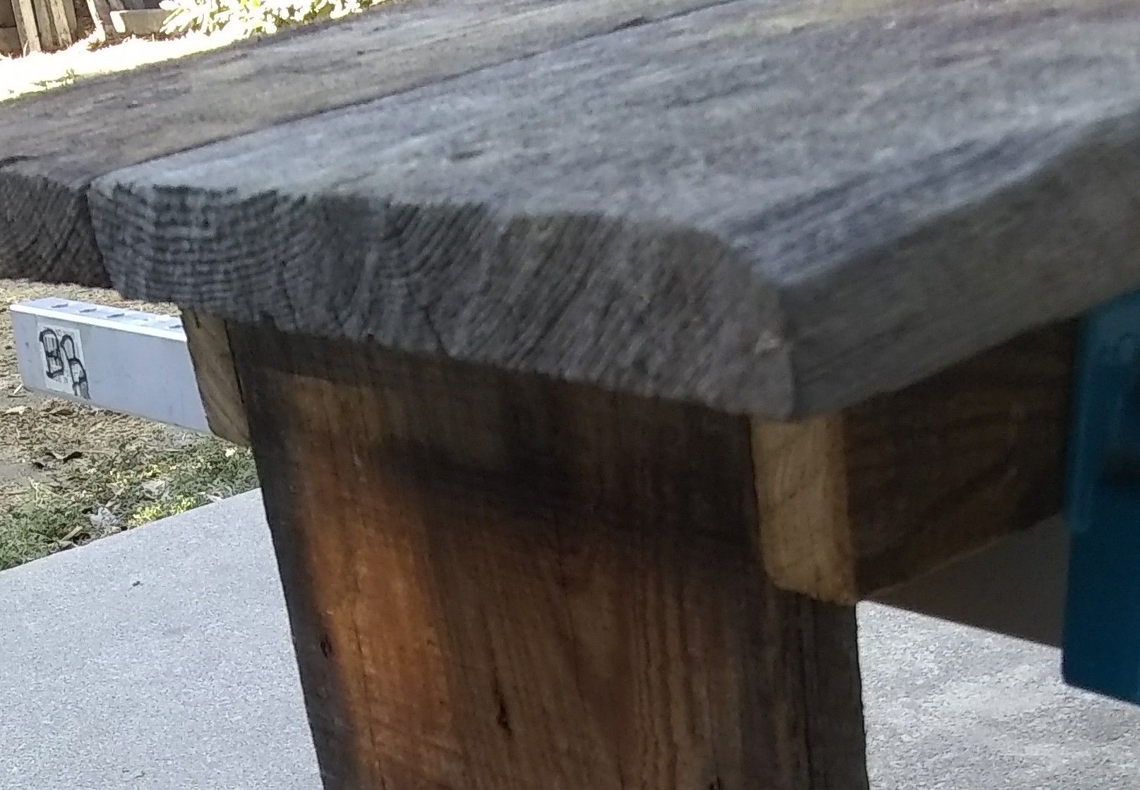 Simple Shaker-Style Bench - From Redwood Fencing : 6 Steps (with ...