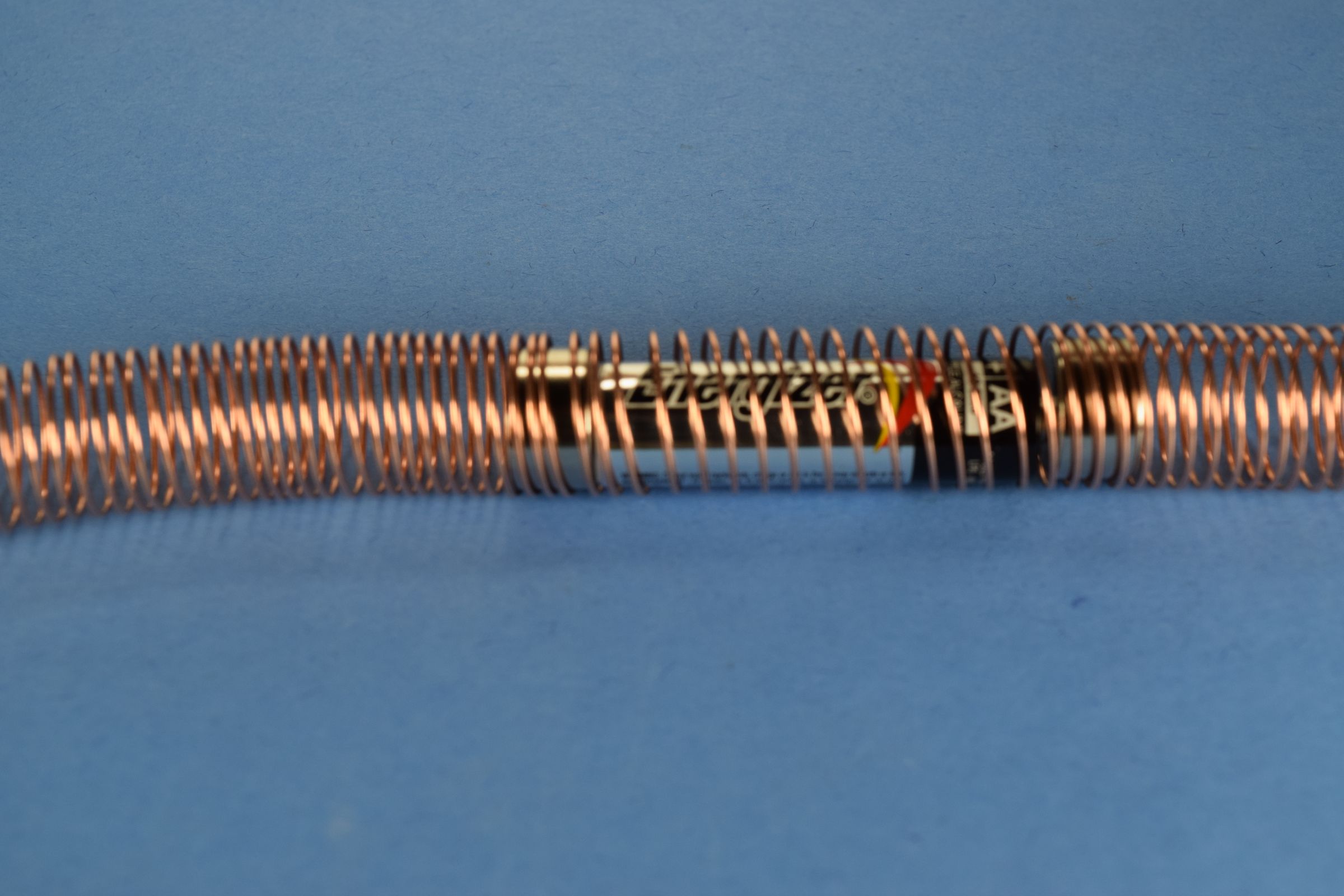 World's Simplest Electric Train : 4 Steps (with Pictures) - Instructables