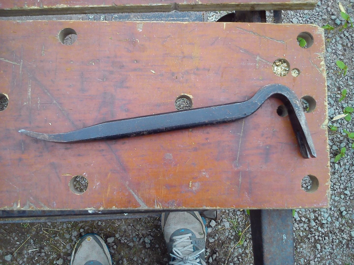 Pallet Wood and Tree Branch Coat Hooks : 9 Steps (with Pictures ...