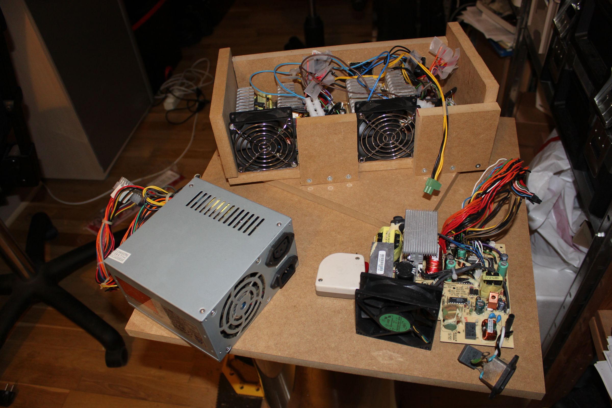 How to Build a 24V Power Supply From 2 ATX PSU : 3 Steps - Instructables