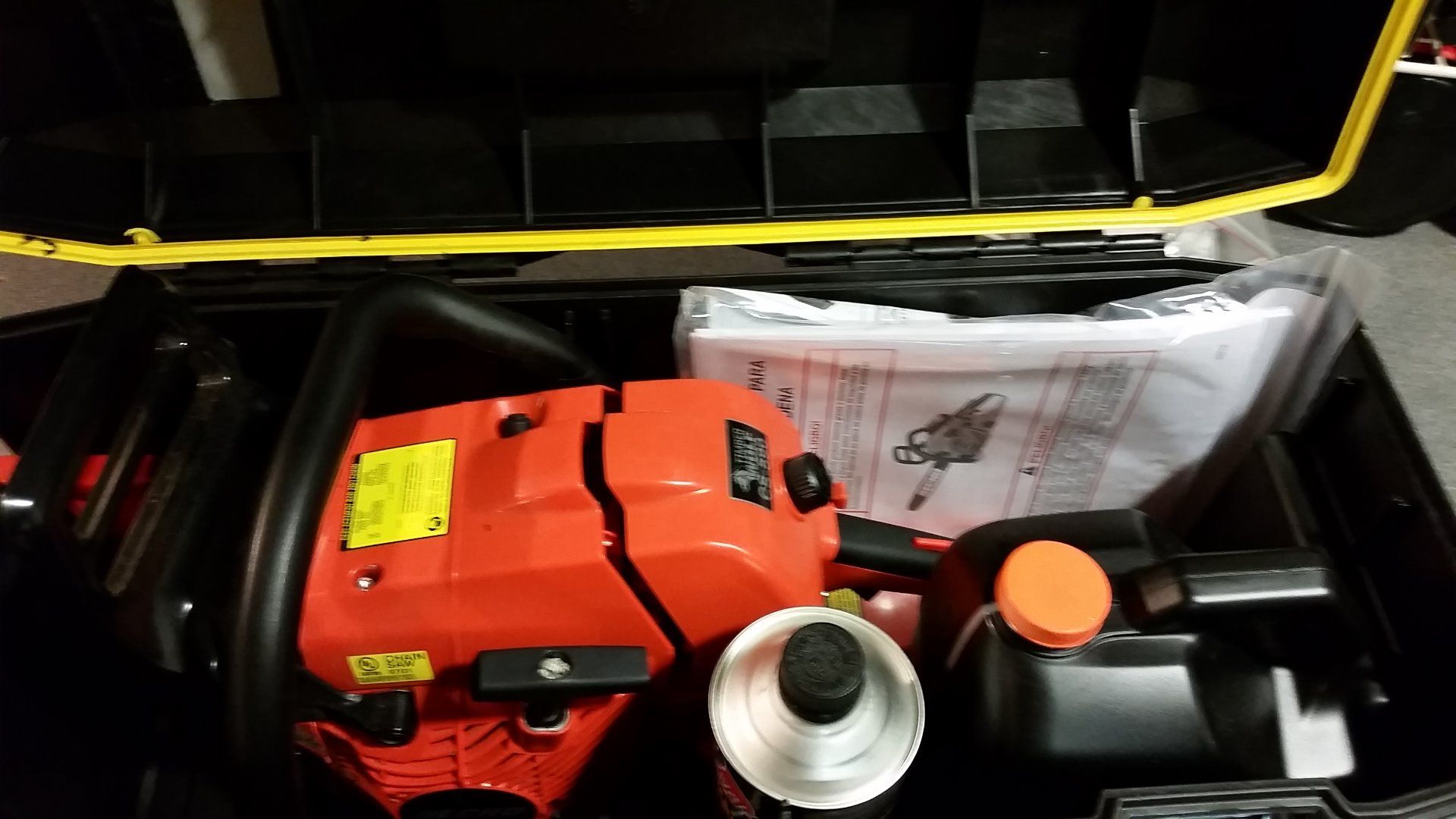 Toolbox Into Chainsaw Case : 4 Steps (with Pictures) - Instructables