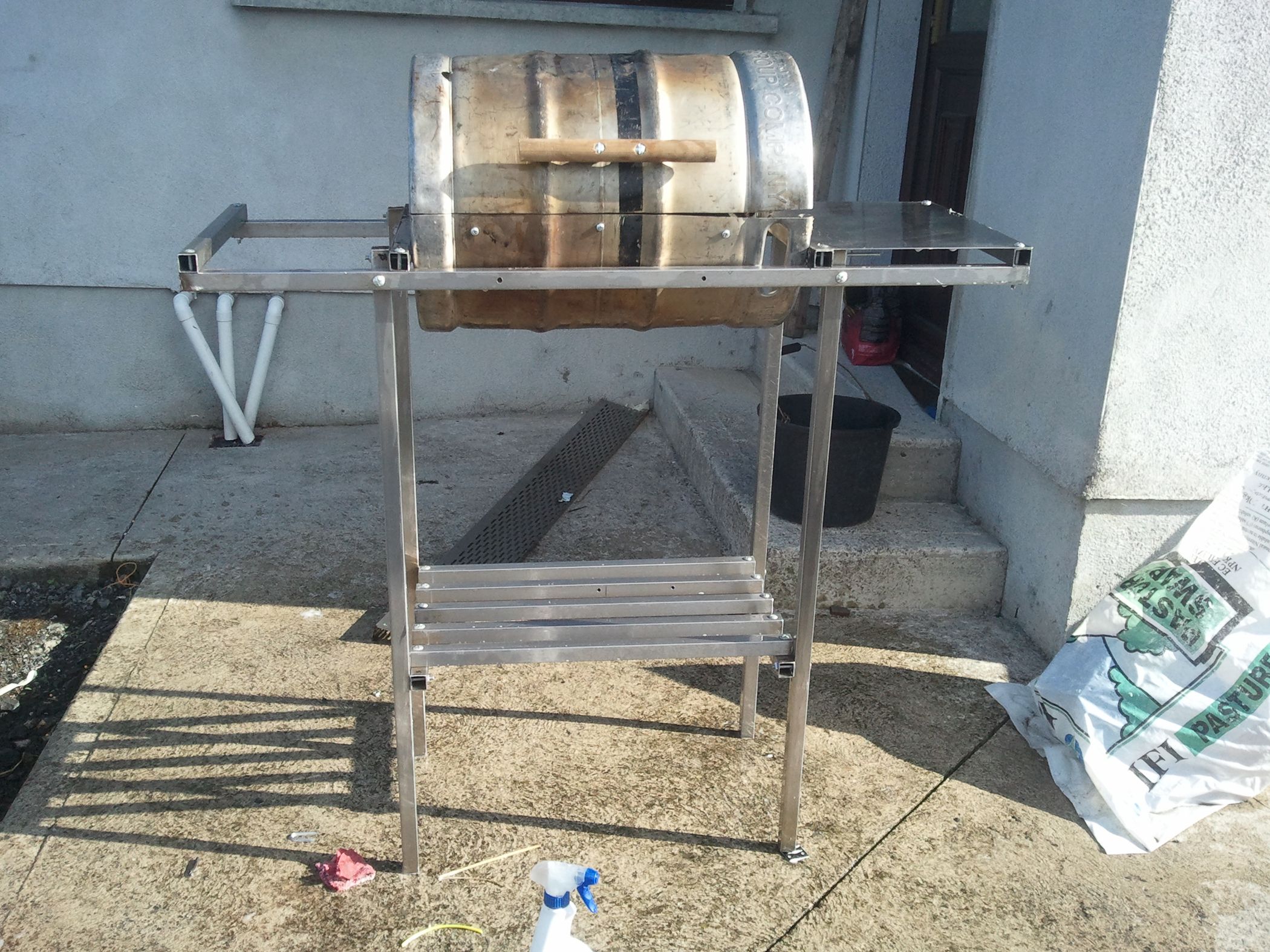 How to Make Your Own Beer Keg BBQ Barrel (without Welding) : 11 Steps ...