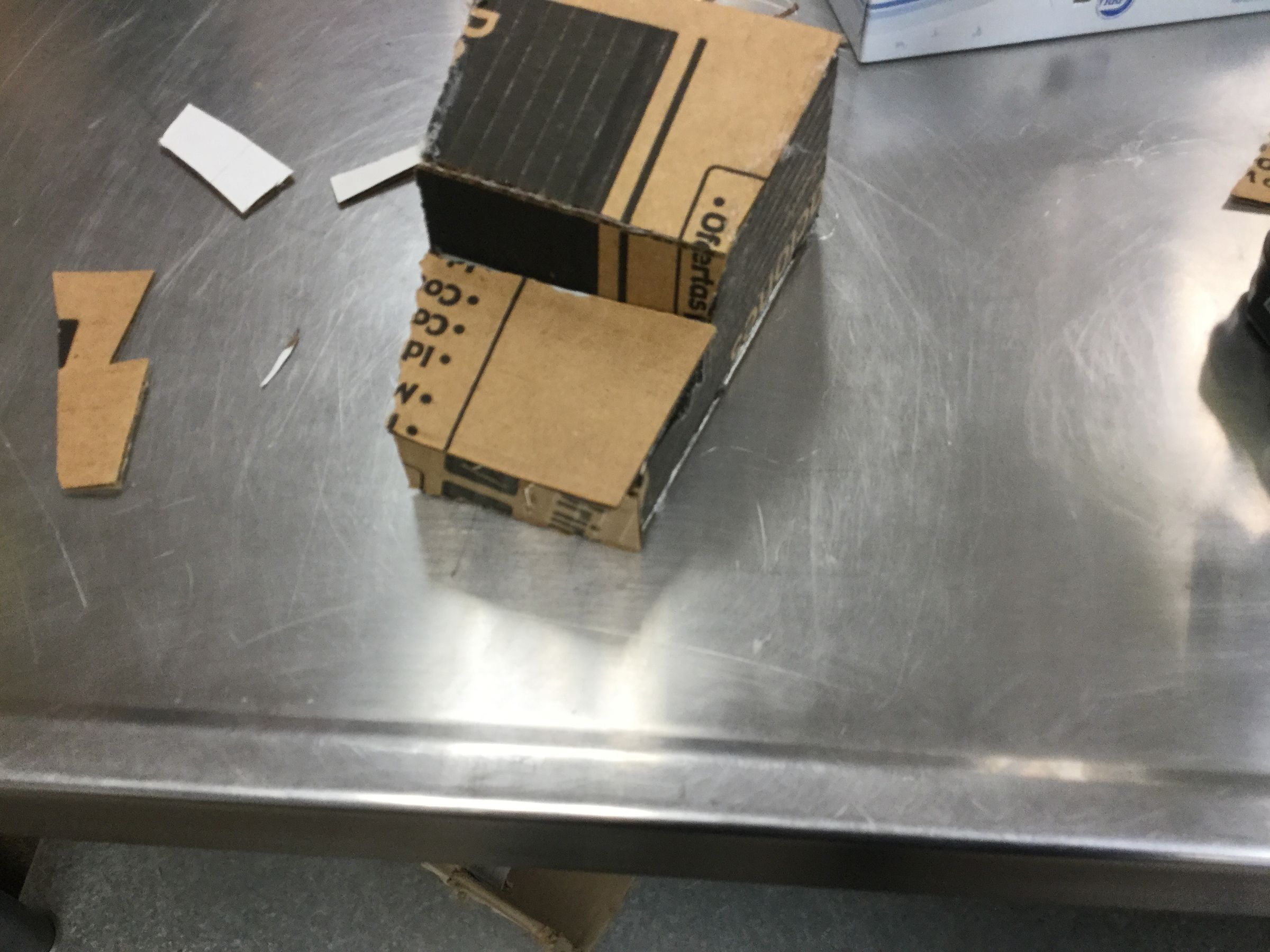 Cardboard AT-AT Walker Table : 9 Steps (with Pictures) - Instructables