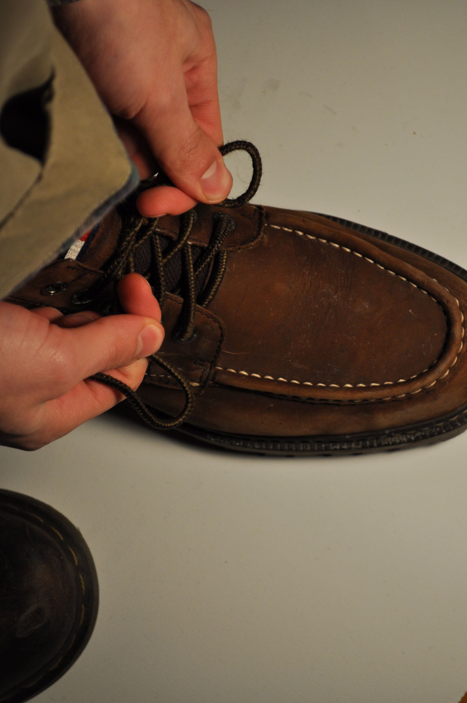 Double-knot Shoe Tying in a Flash : 7 Steps - Instructables