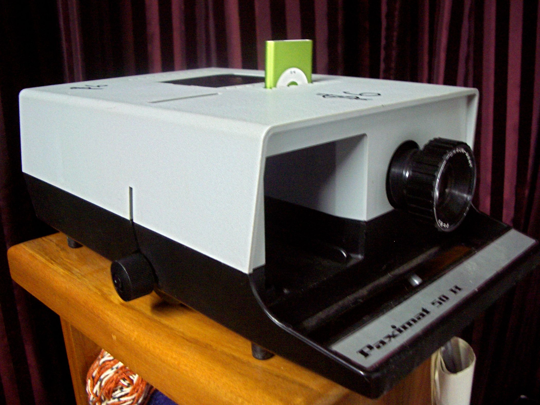 $6 Ipod Nano Projector : 3 Steps (with Pictures) - Instructables