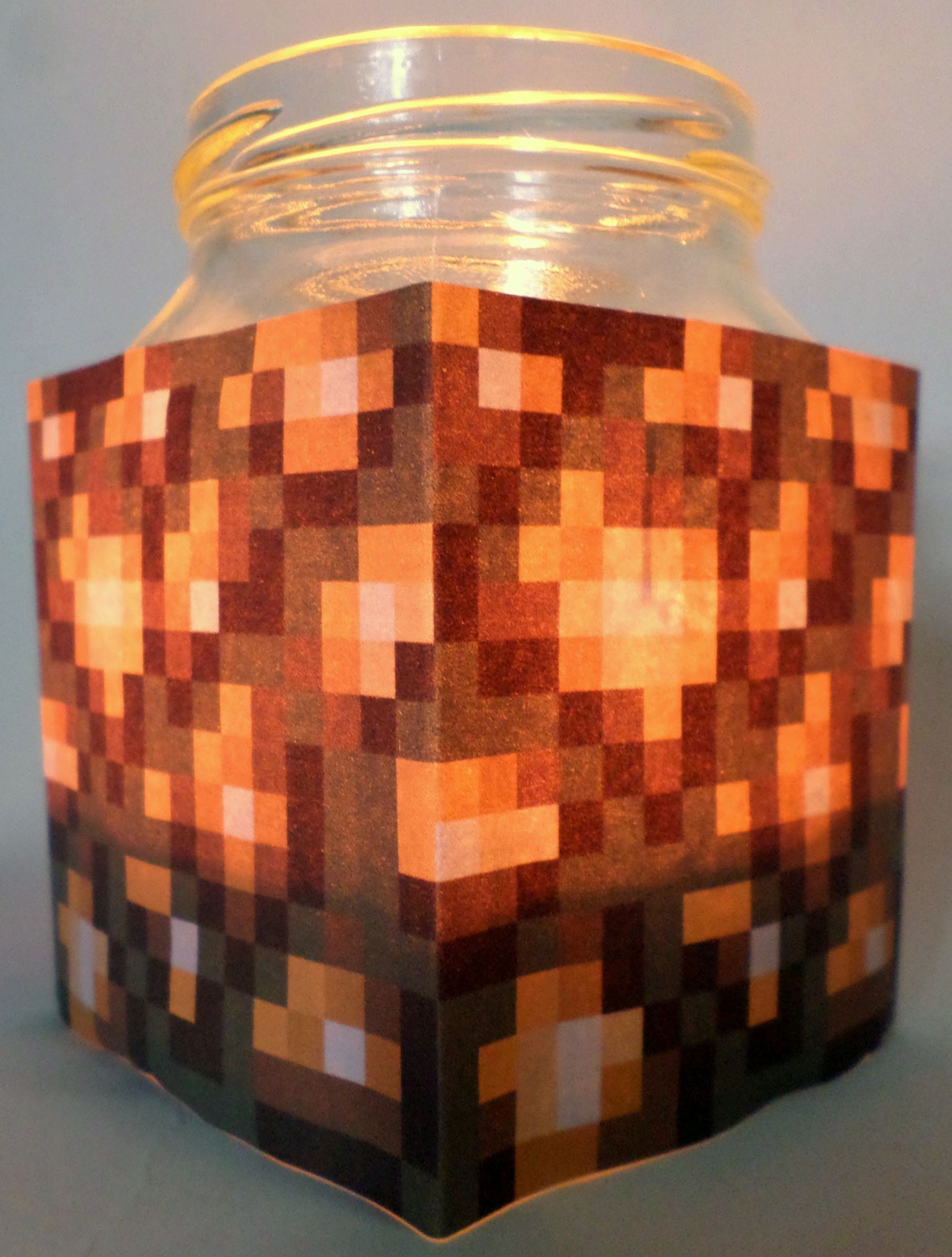 Easy Minecraft Glowstone Beeswax Candle : 5 Steps - Instructables