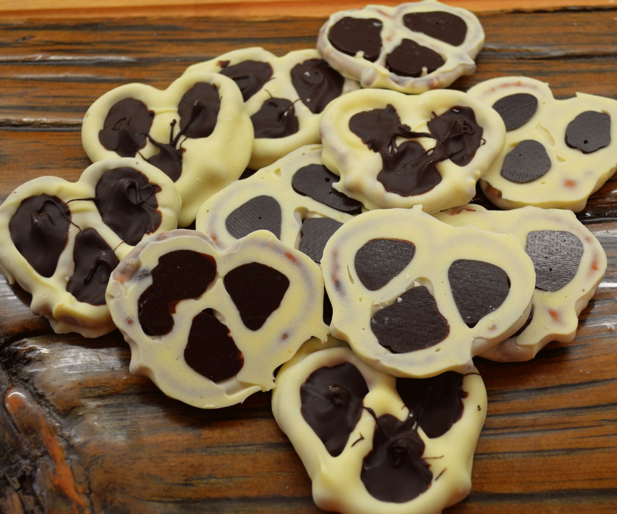 The Scream - Chocolate Pretzel Faces : 3 Steps - Instructables