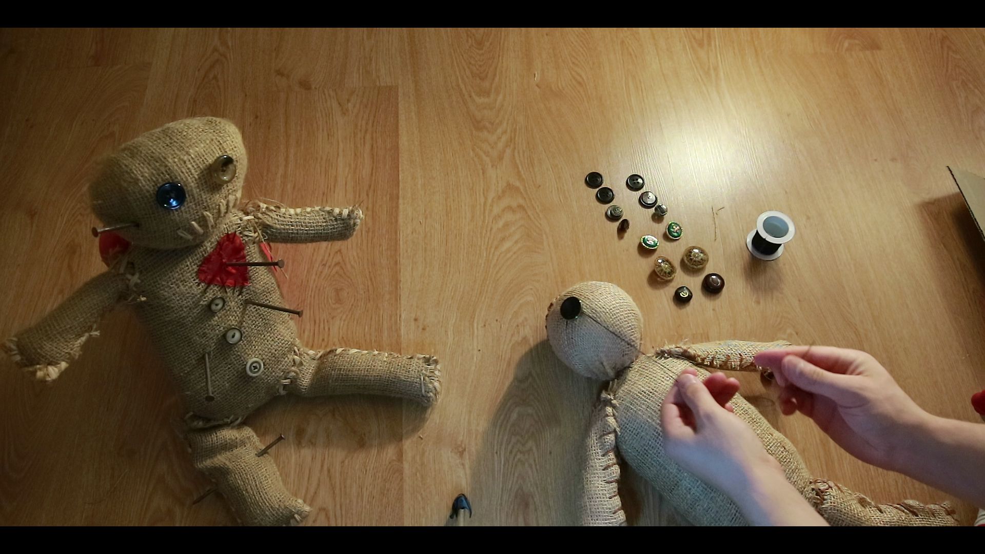 How to Make a Possessed Voodoo Doll - HALLOWEEN TUTORIAL : 24 Steps ...