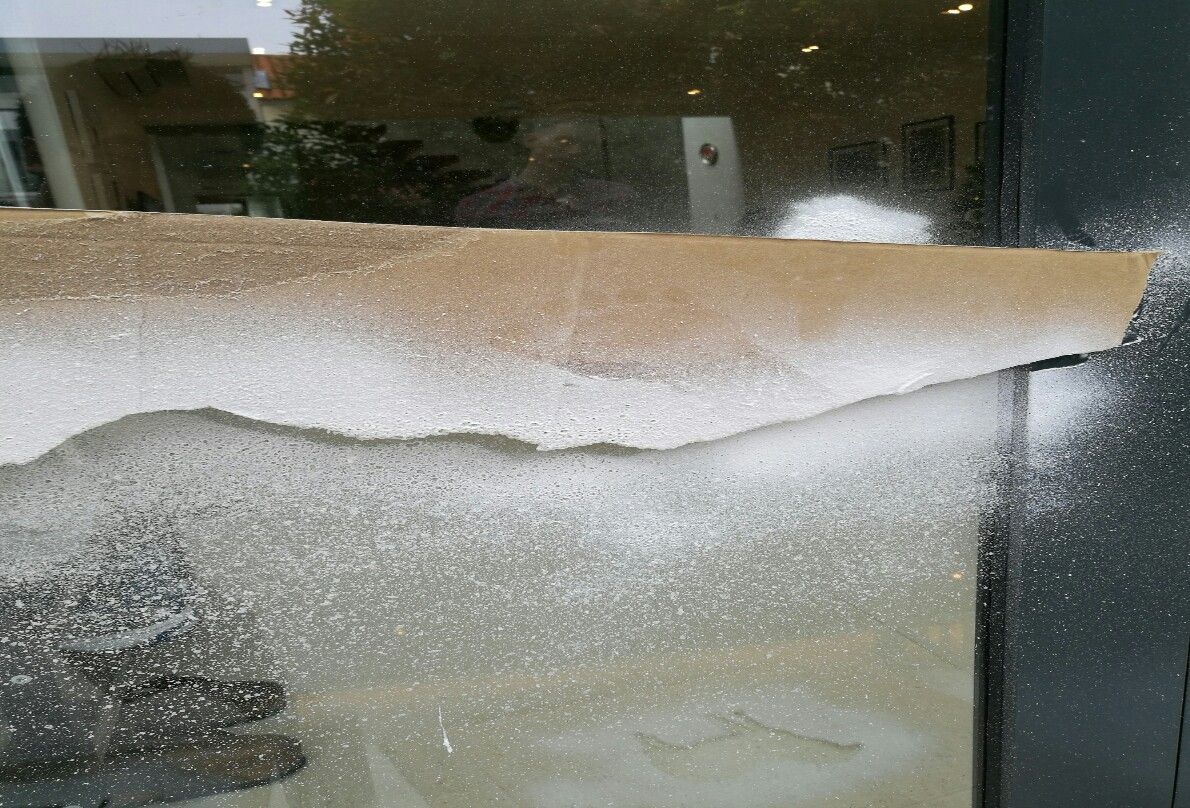 Christmas Window Snowscape : 4 Steps (with Pictures) - Instructables