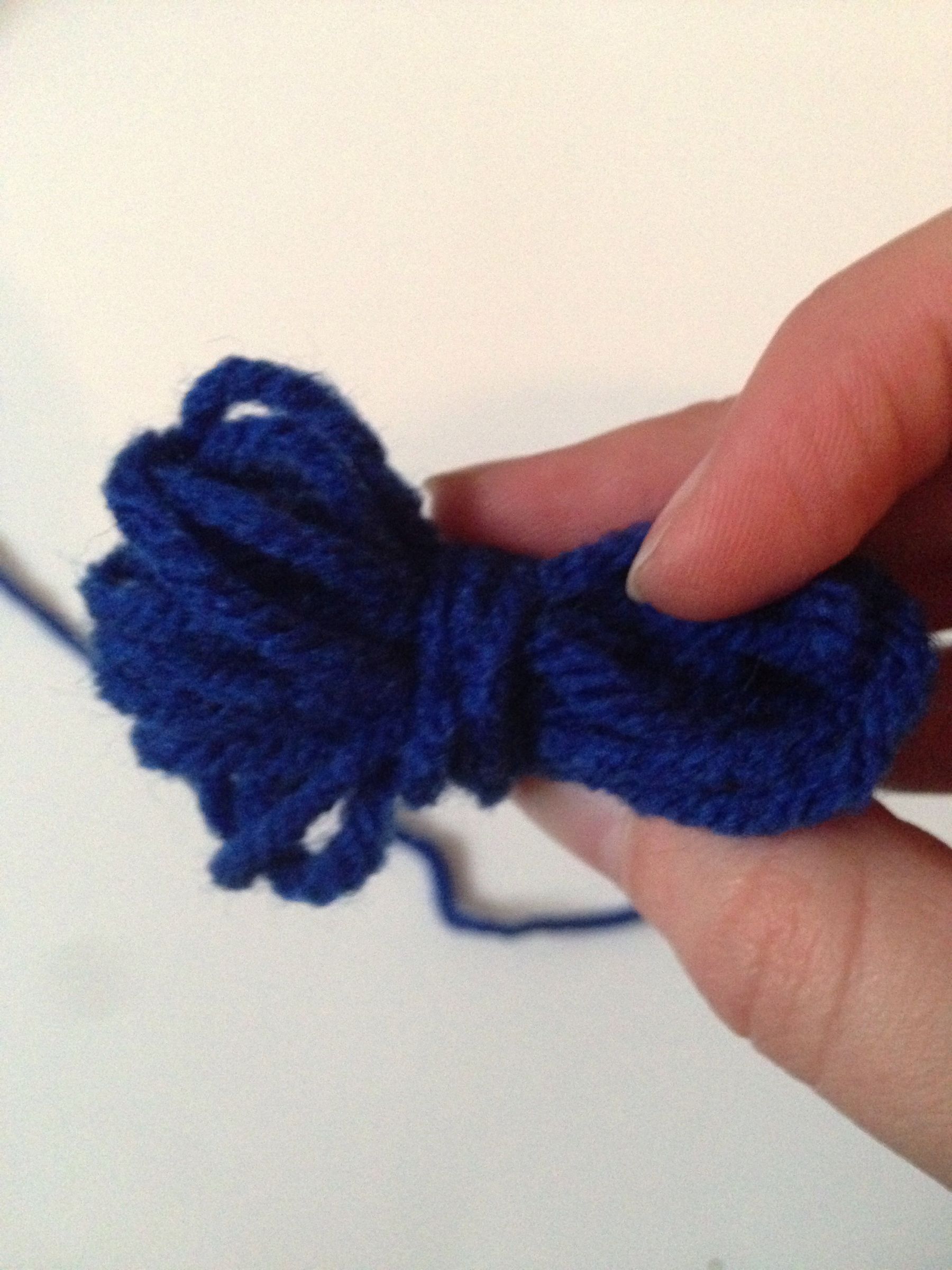 How to Make a Simple and Fast Yarn Ball : 4 Steps (with Pictures ...