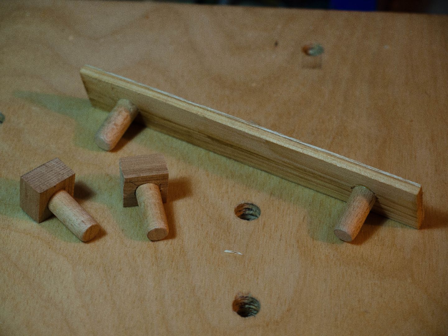 Tabletop Bench and Moxon Vice : 14 Steps (with Pictures) - Instructables