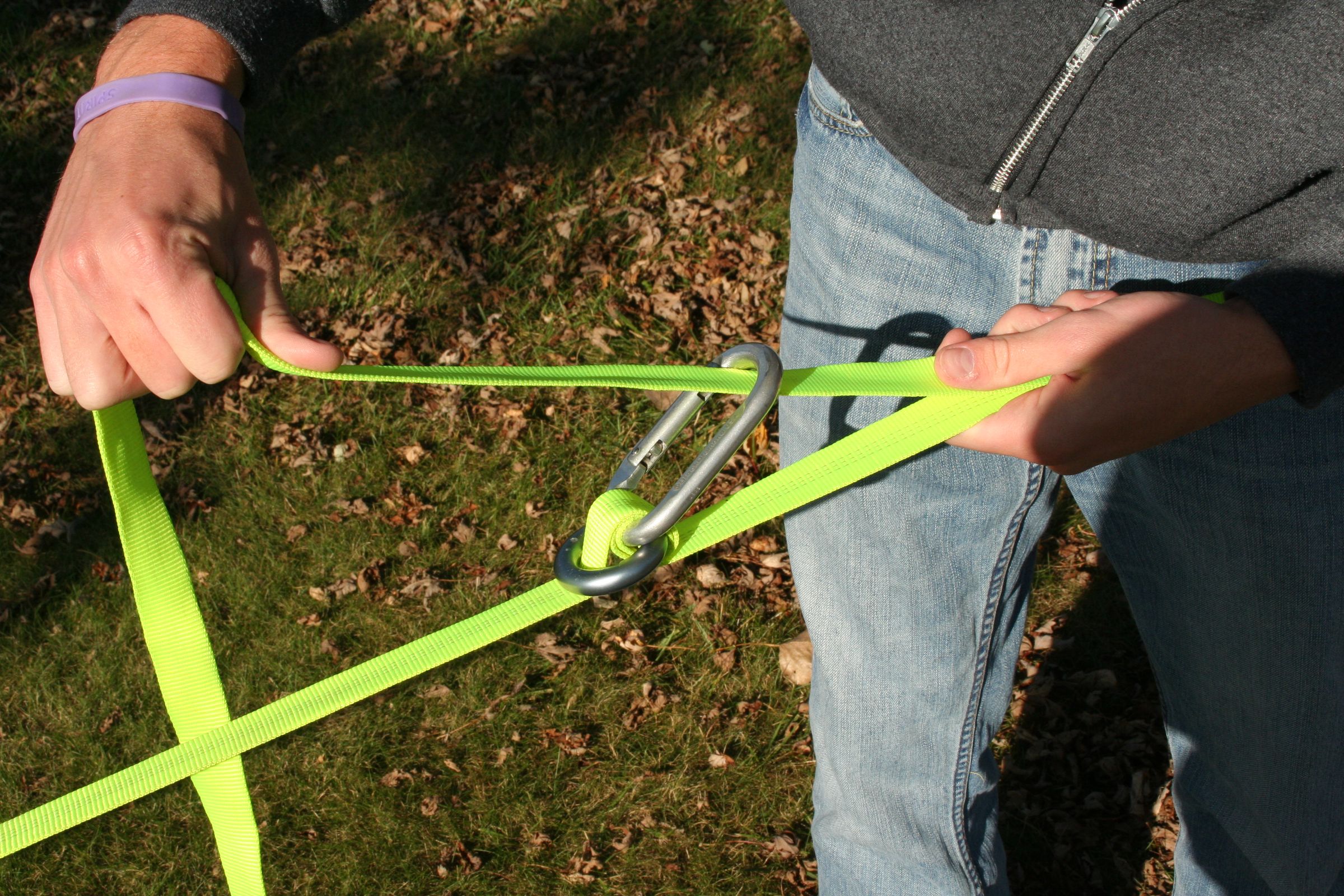 How to Set Up a Slackline : 10 Steps (with Pictures) - Instructables