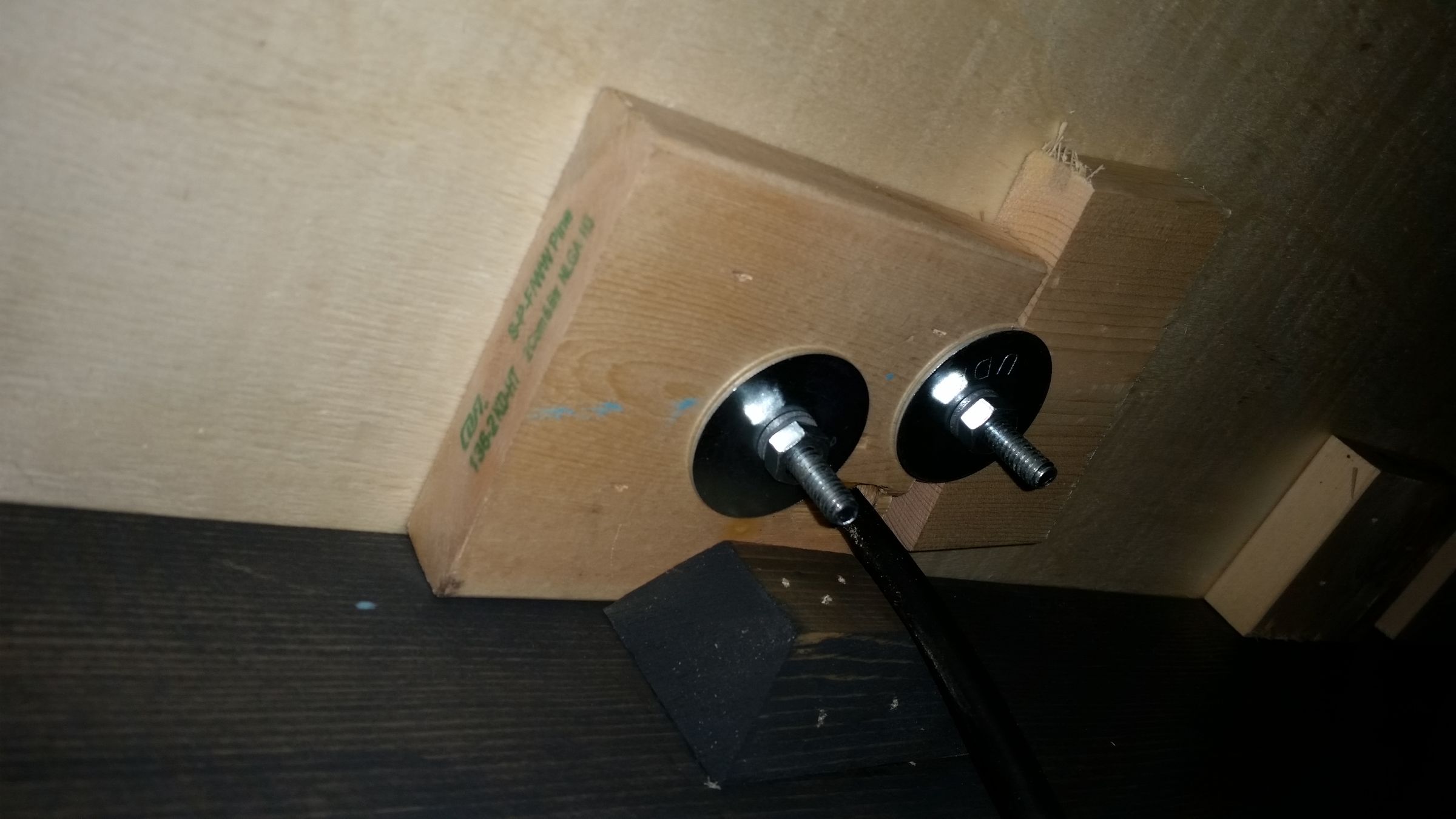 Steel Pipe Lamp/USB Charger End Table : 6 Steps (with Pictures ...