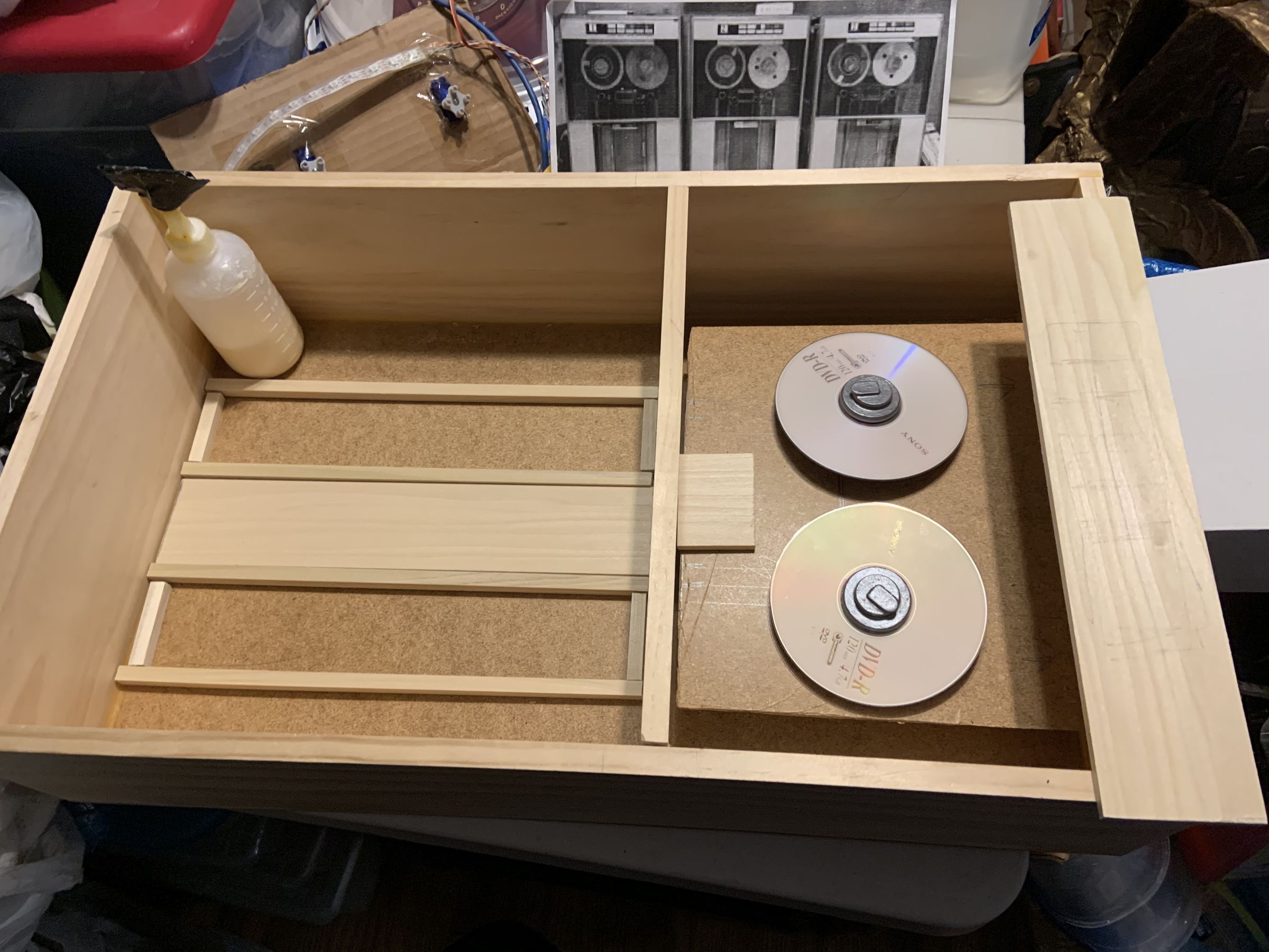 Retro Mainframe Computer Digital to Analog Shelf : 3 Steps - Instructables