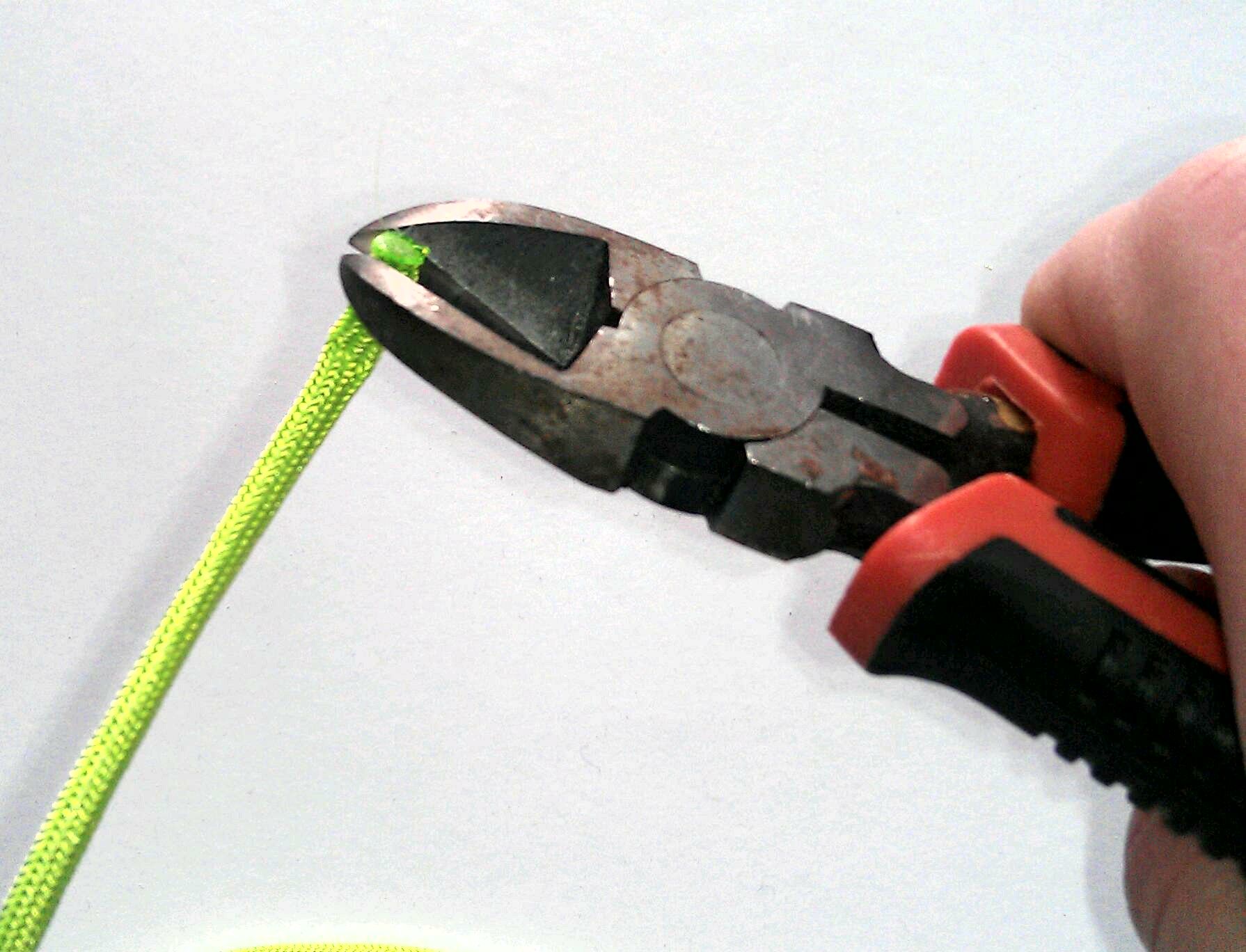 Paracord Charging Cable : 6 Steps (with Pictures) - Instructables