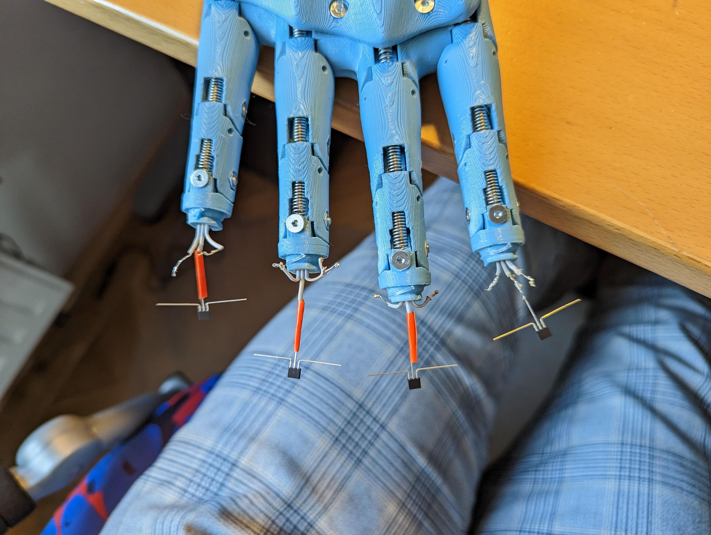 Bionic Hand Controlled by OpenCV : 8 Steps (with Pictures) - Instructables
