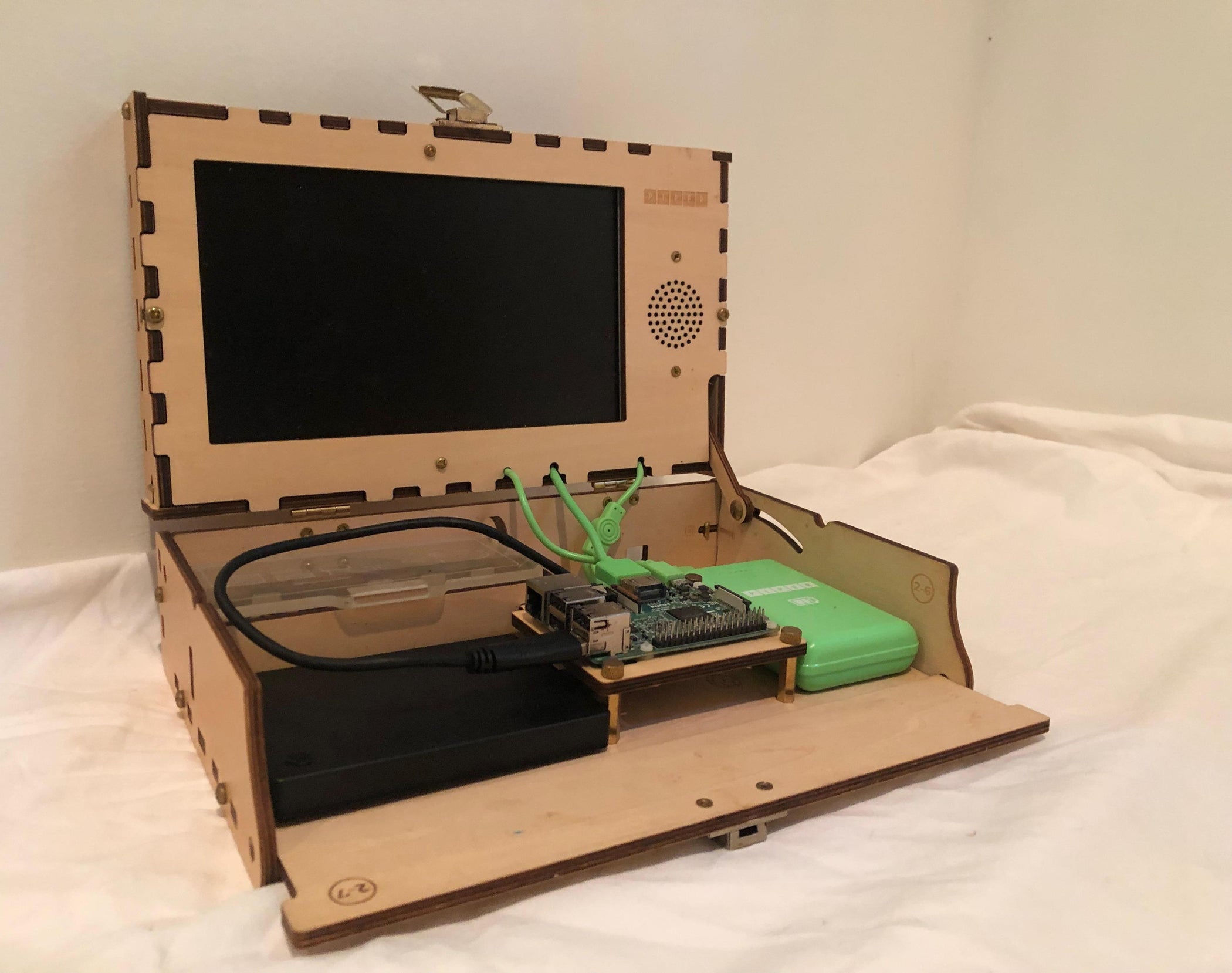 Raspberry Pi Photo Frame From Apple Photos : 3 Steps - Instructables