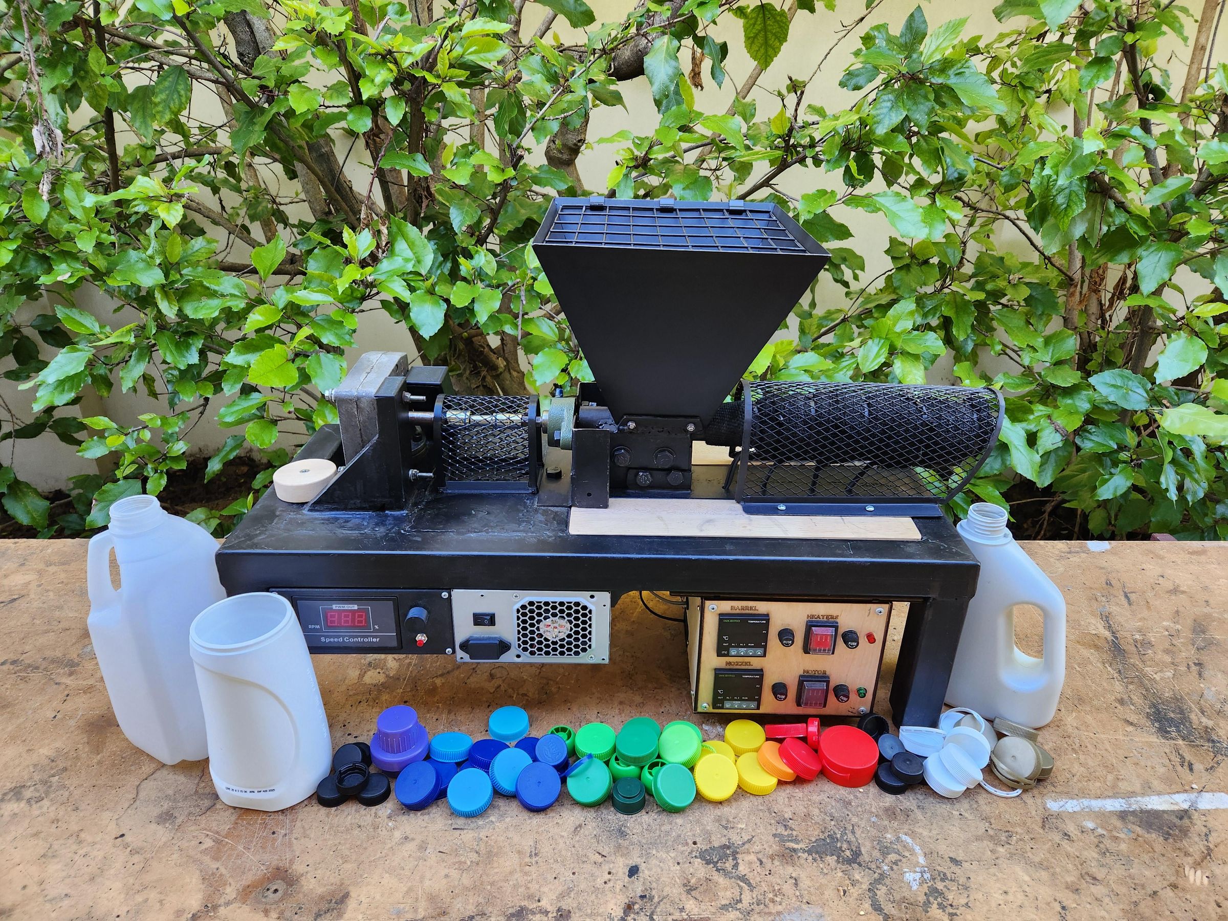 Low Cost Plastic Extruder for Filament Production and Recycling Plastic ...